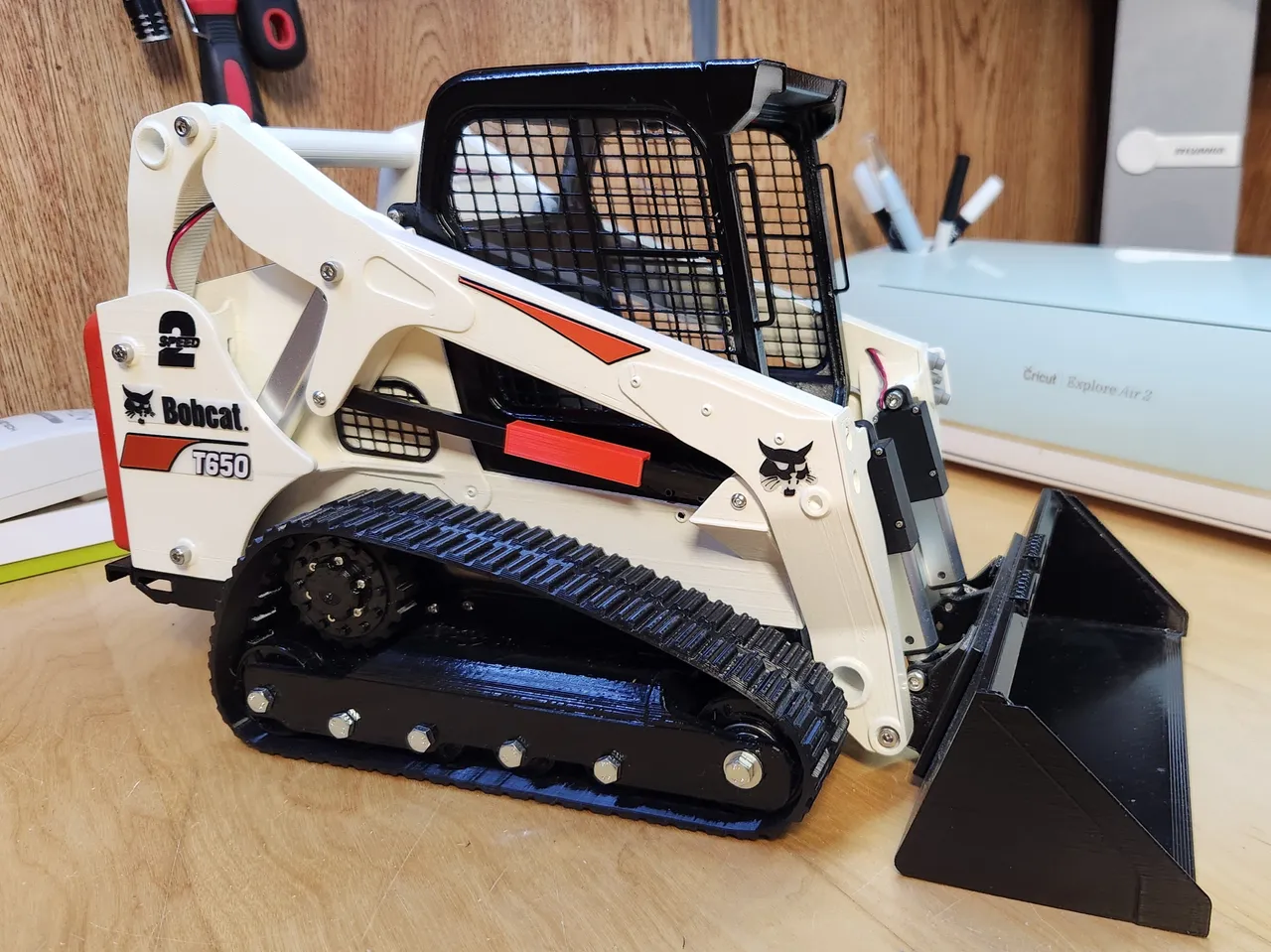 Bobcat Logo for AN3DRC Skidsteer by dhv83 | Download free STL model ...