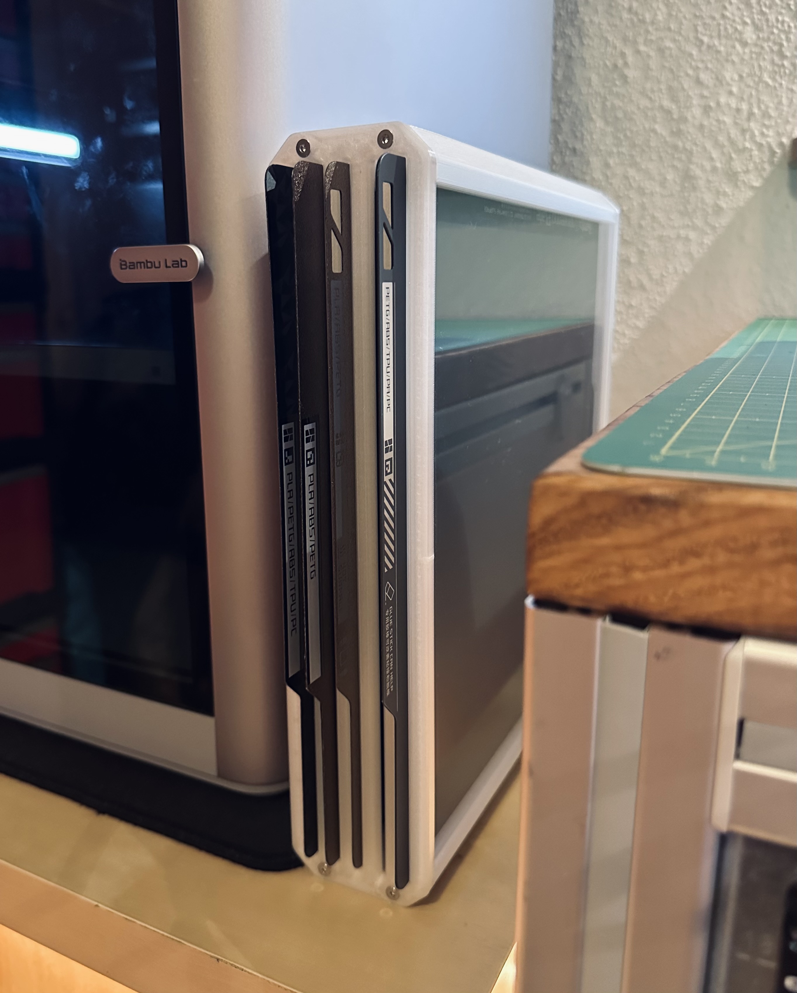 5pc BambuLab Print Bed Rack (256x256mm series) by pixelwave | Download ...