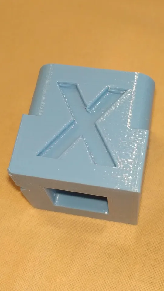 xyz Test cube - 30 / 15 mm by Ts3D | Download free STL model ...
