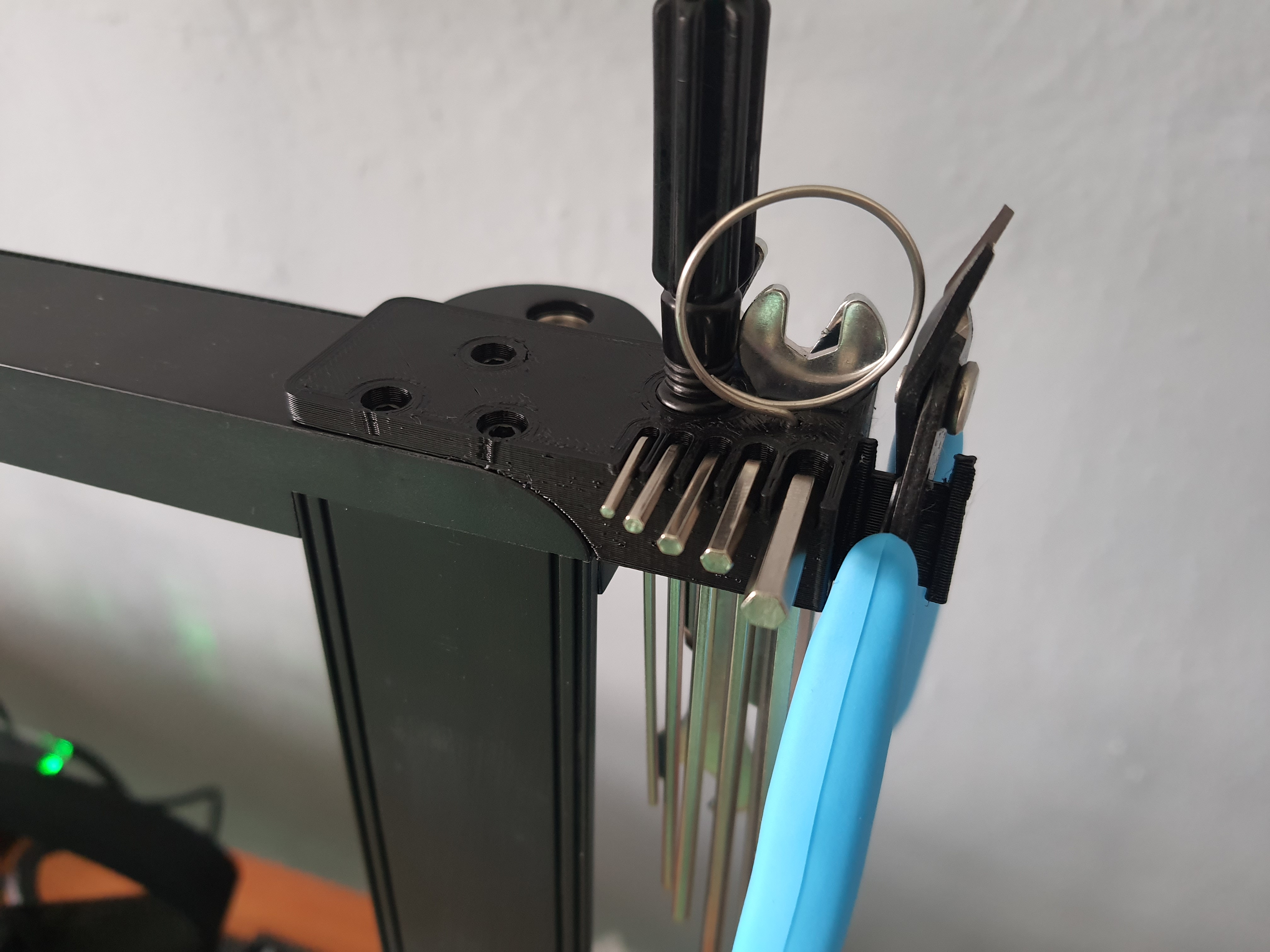 Ender 3 V3 SE / KE compact Tool holder by Arturo M L | Download free ...