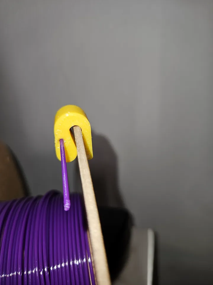 Universal Filament Clip by MatteMR | Download free STL model ...