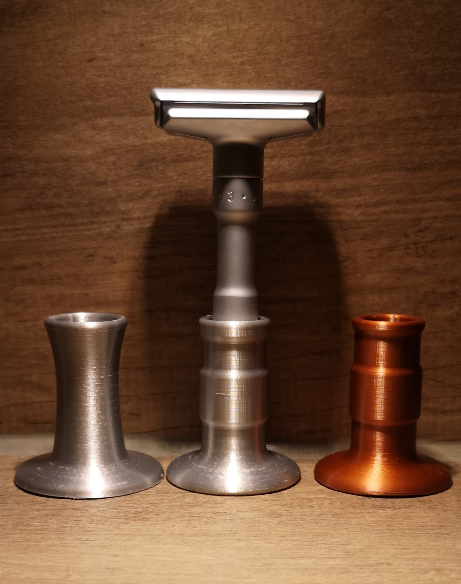 Shaving Stand for Merkur Futur 700 safety razor by Peuqi | Download ...
