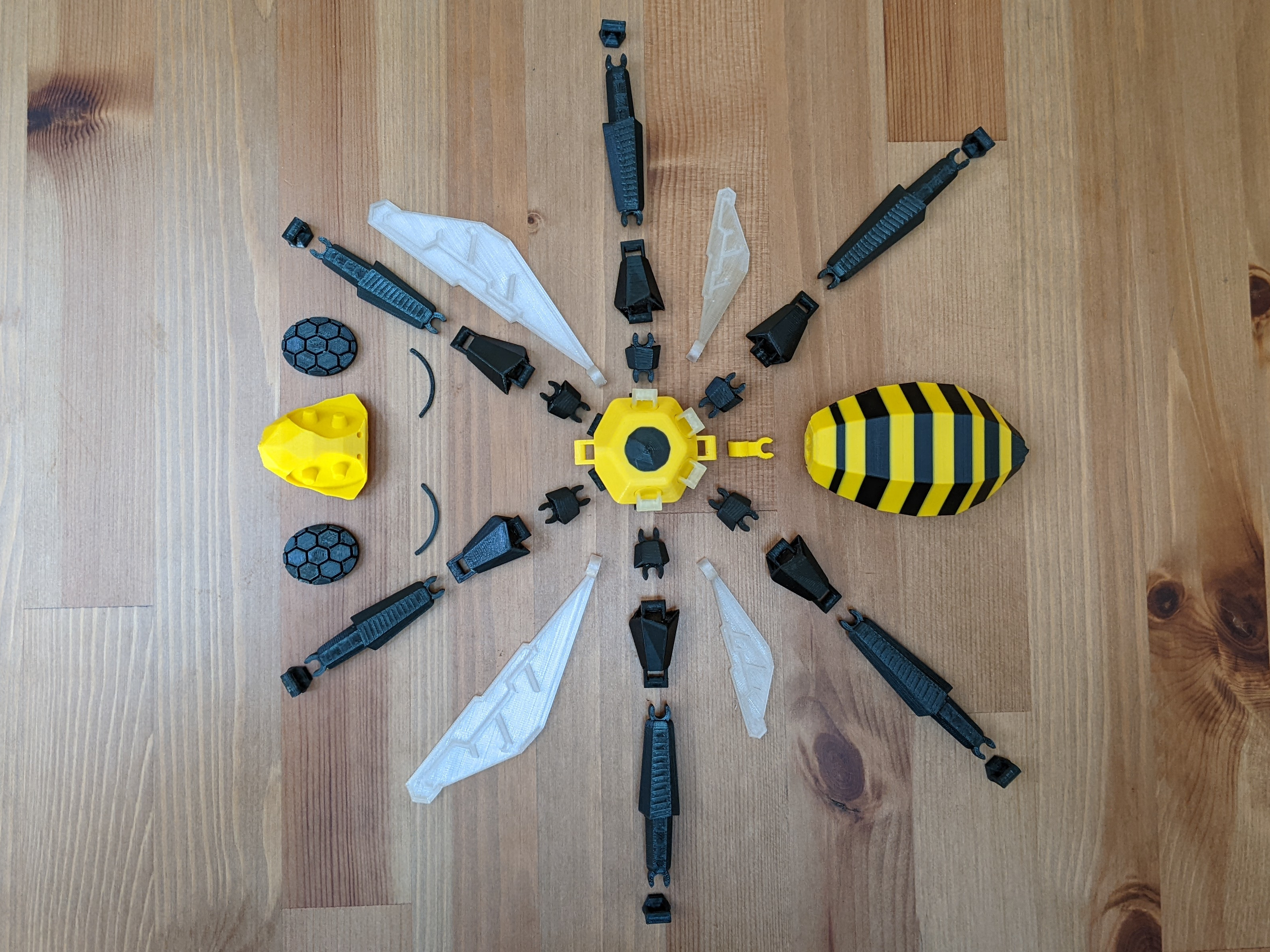 Hexagons are Best-a-gons Bee with 30 Points of Articulation (v 1.1) by ...