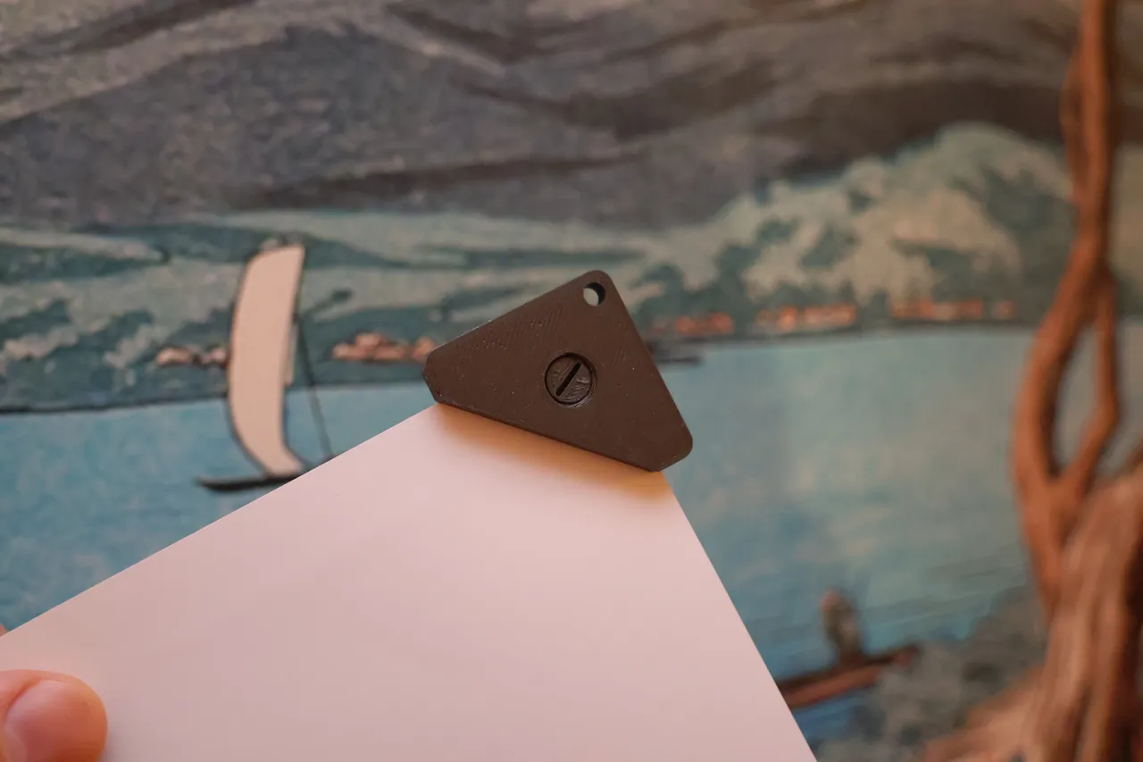 Poster clamp by MaxGyver | Download free STL model | Printables.com