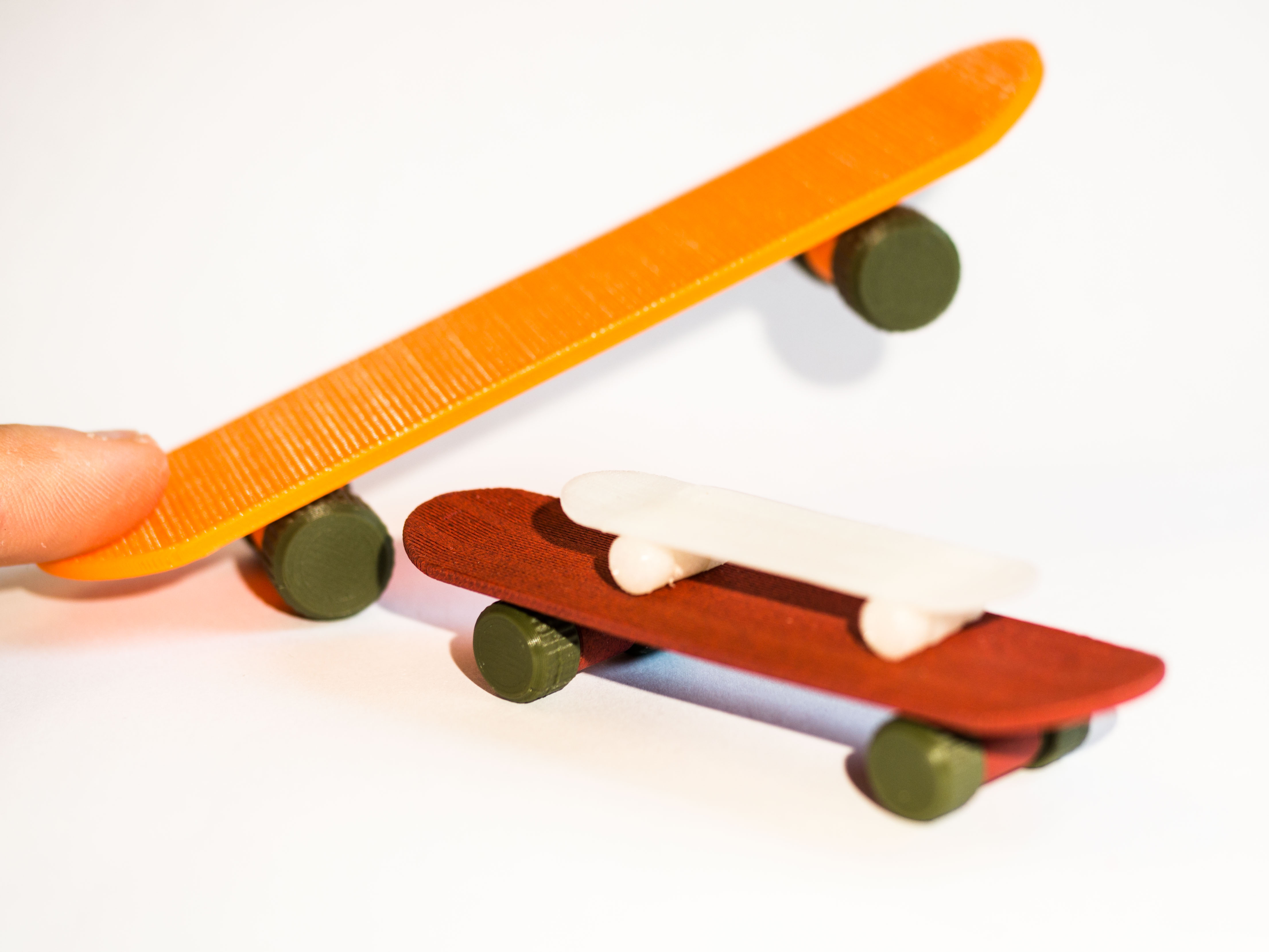 Robust Finger Skateboard V2 - Durable, Rollable, Fully printable ...