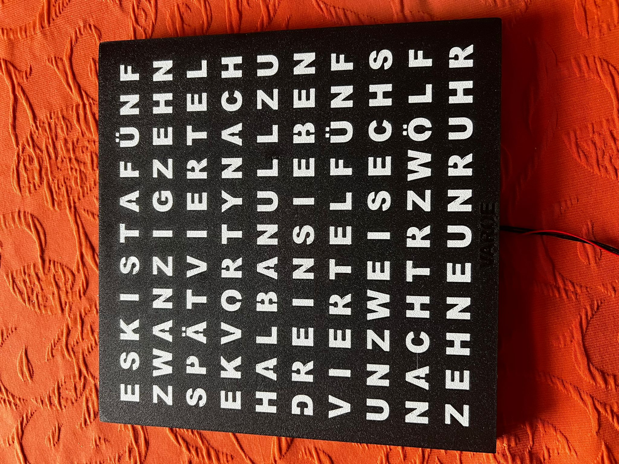 Wortuhr | Wordclock with big Letters | Bambu Lab by VAROE | Download free STL model | Printables.com