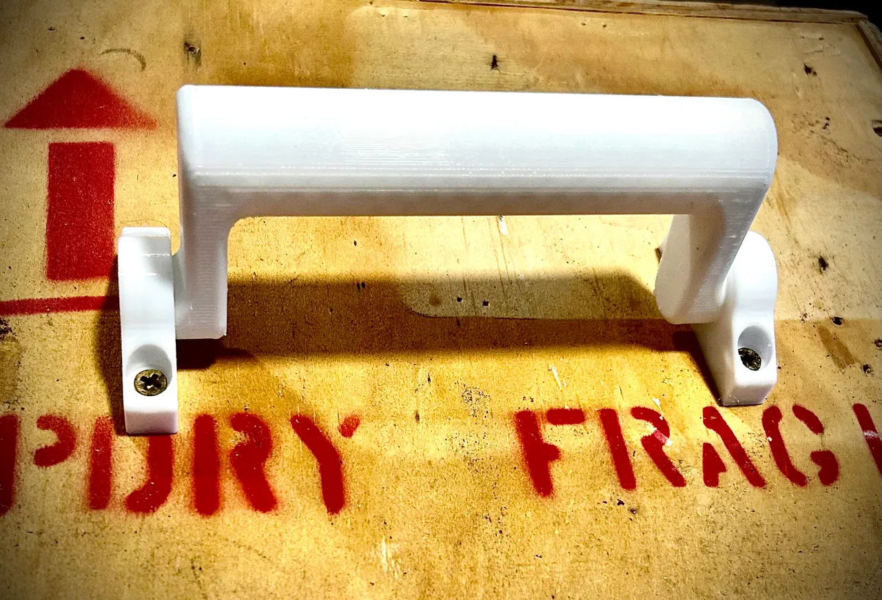 Sturdy Foldable Carry Handle by jattie | Download free STL model ...