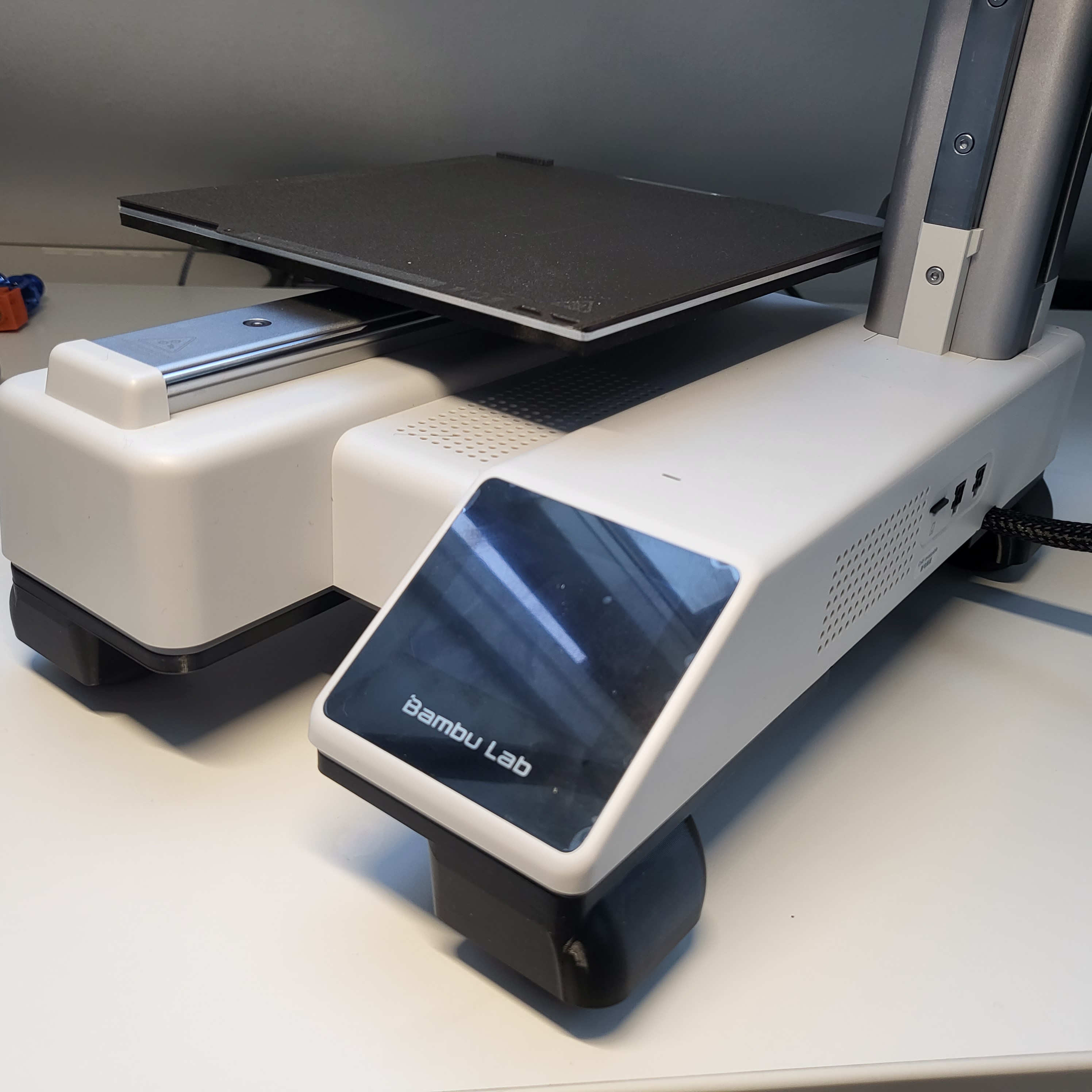 Bambu Lab A1 mini Squash ball feet V2 by john3d | Download free STL ...