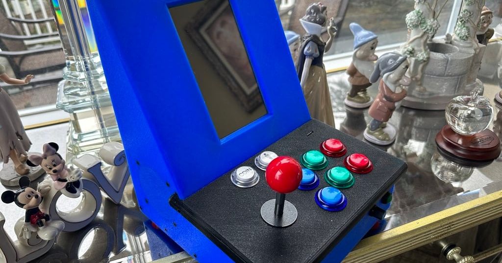Mini Vertical Arcade Machine by dbfrompw | Download free STL model ...
