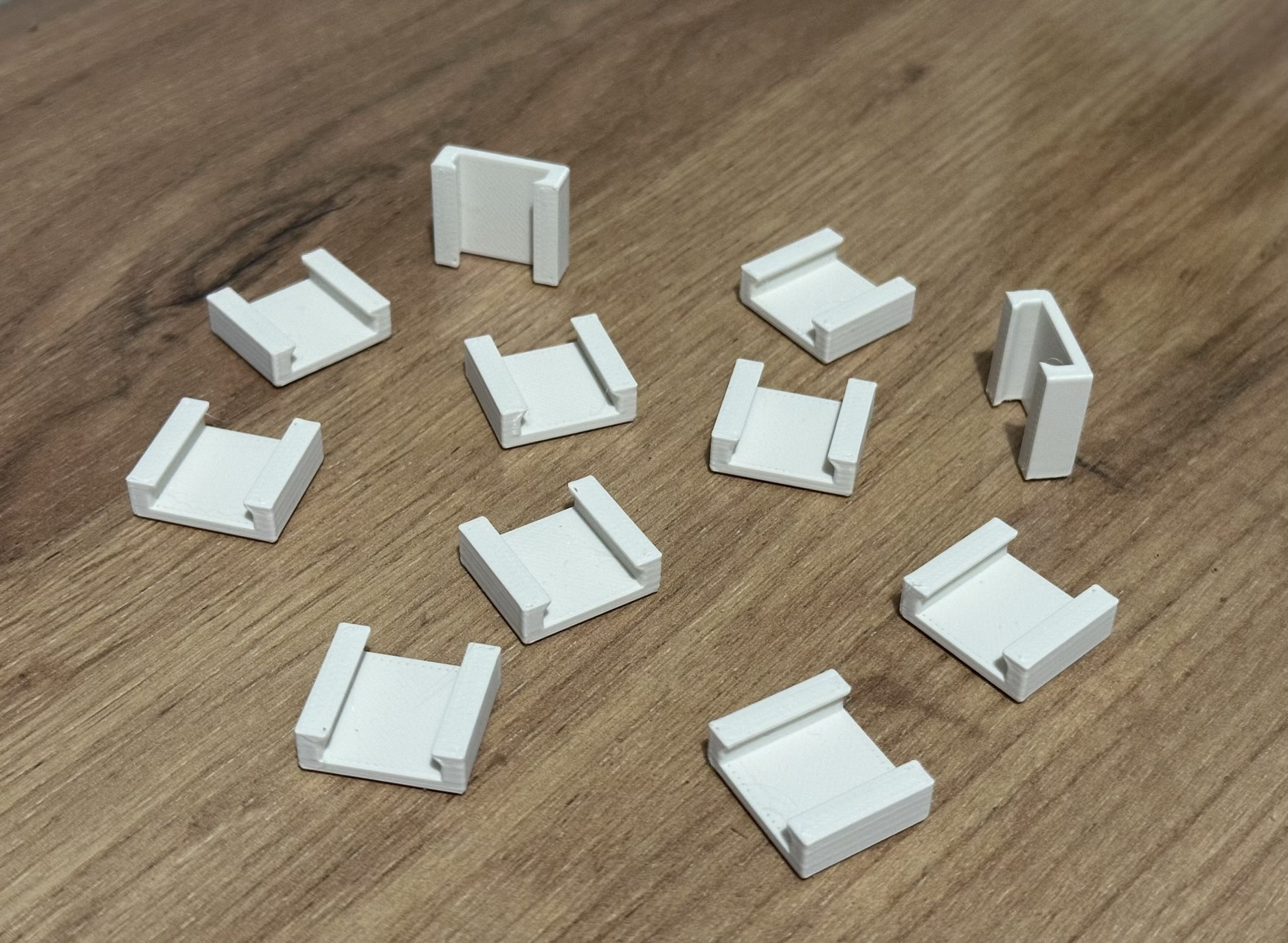 LED Strip Clip // Nanoleaf Essentials Smart Lightstrips by guddl ...