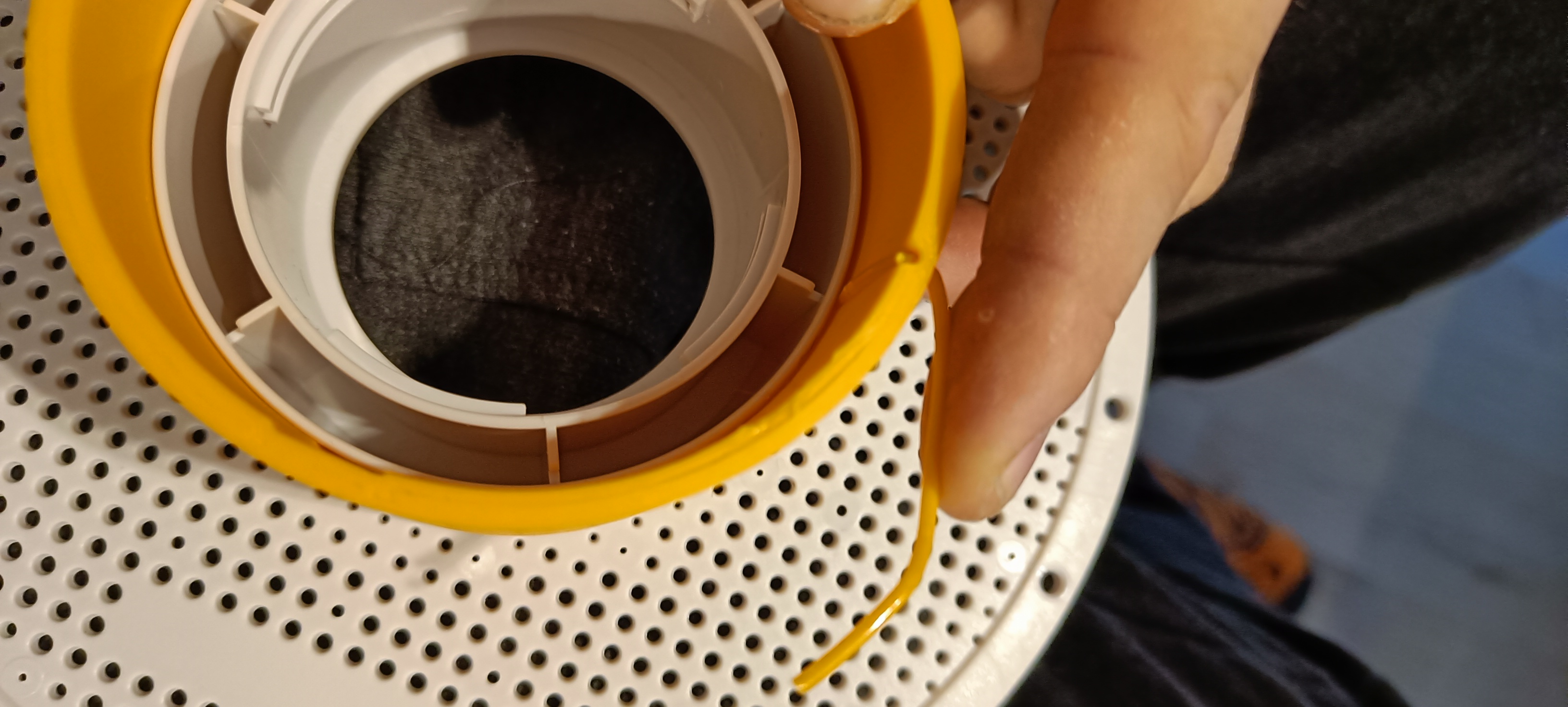 Bambulabs Spool filament rewind hub (with chip) by sonny L. | Download ...