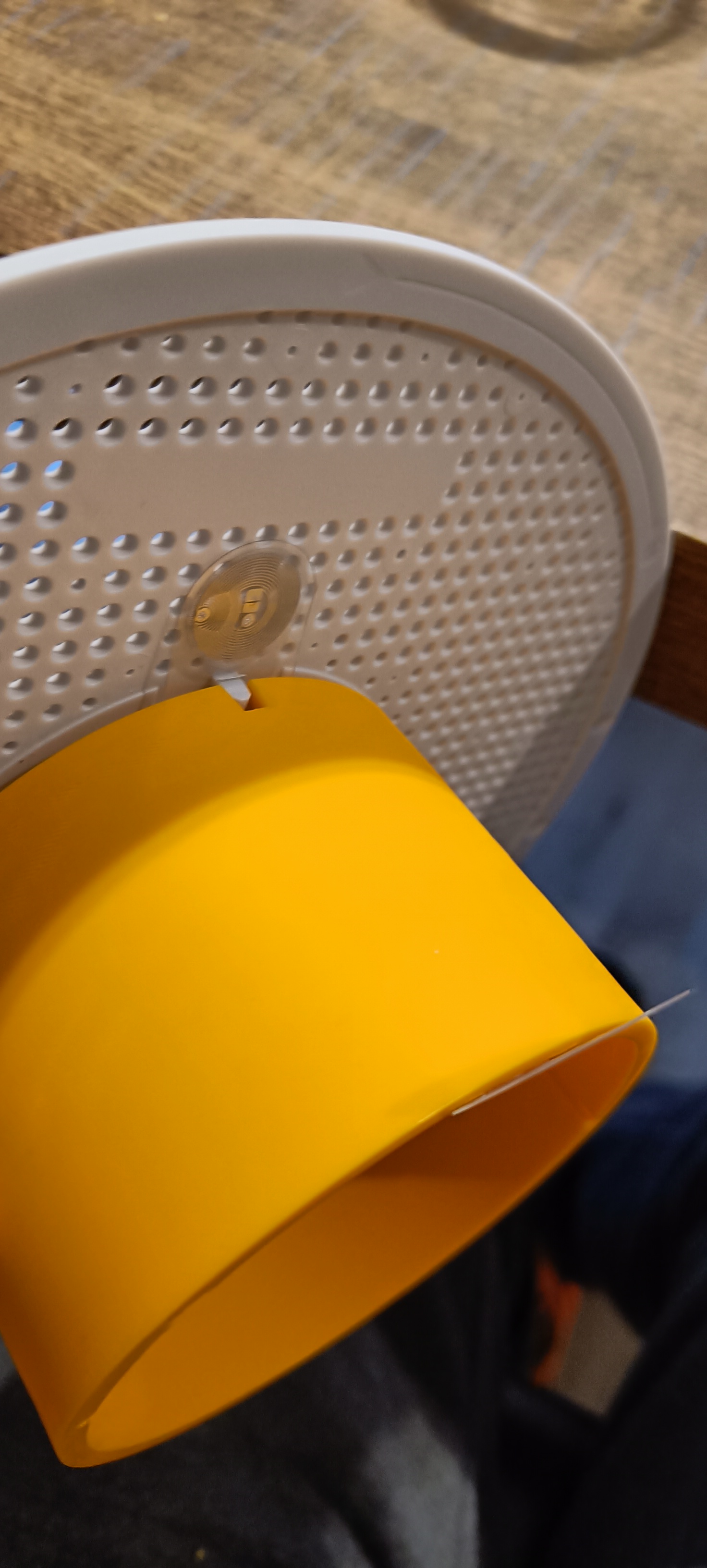 Bambulabs Spool filament rewind hub (with chip) by sonny L. | Download ...