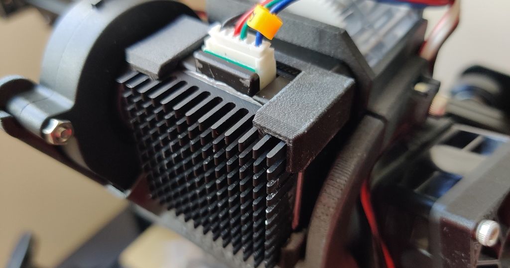 Heatsink Clip for NEMA17 Extruder by CocoMonGo | Download free STL ...
