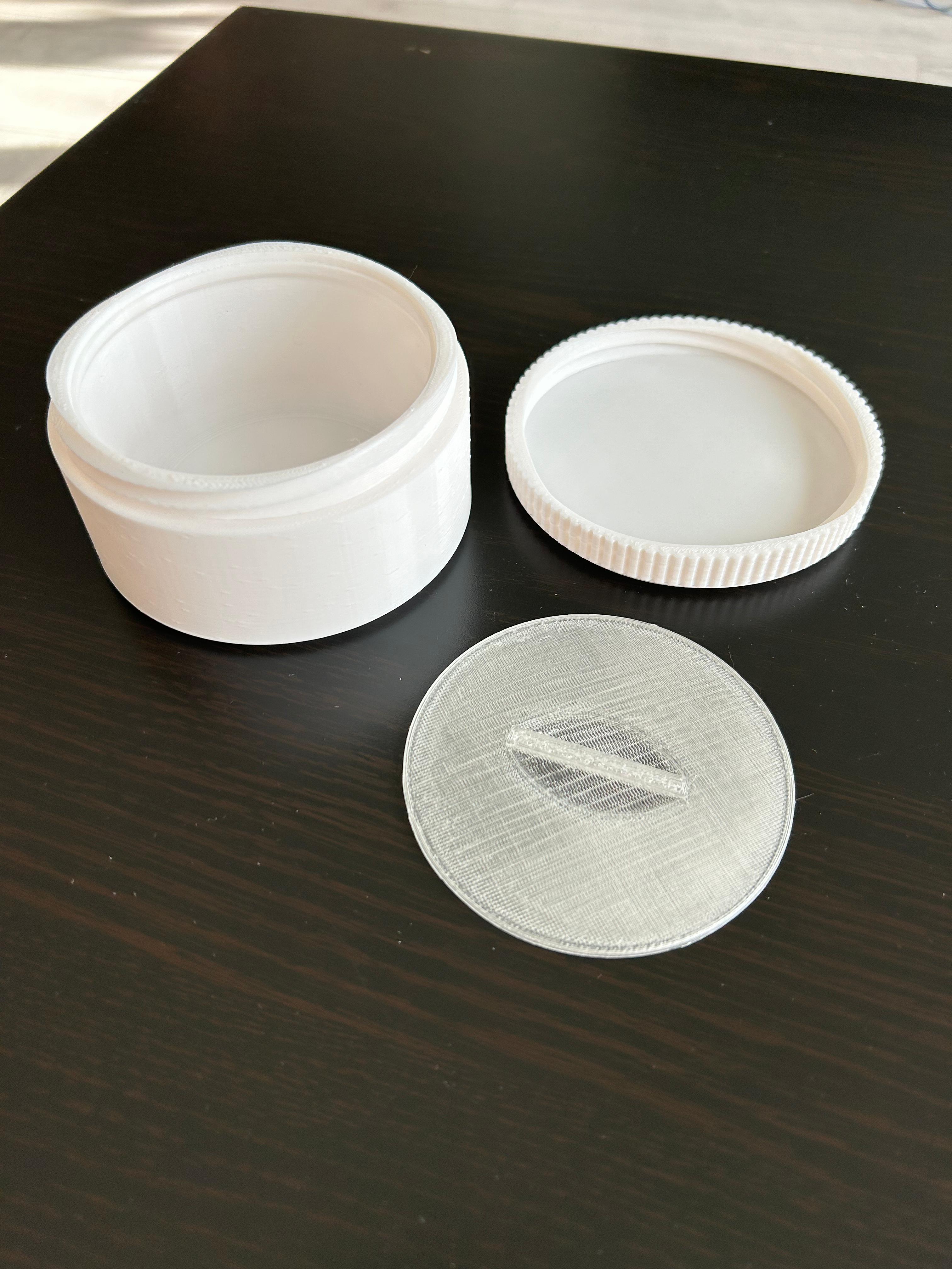 Cream/Ointment Container by Luis Carlos Morales | Download free STL ...