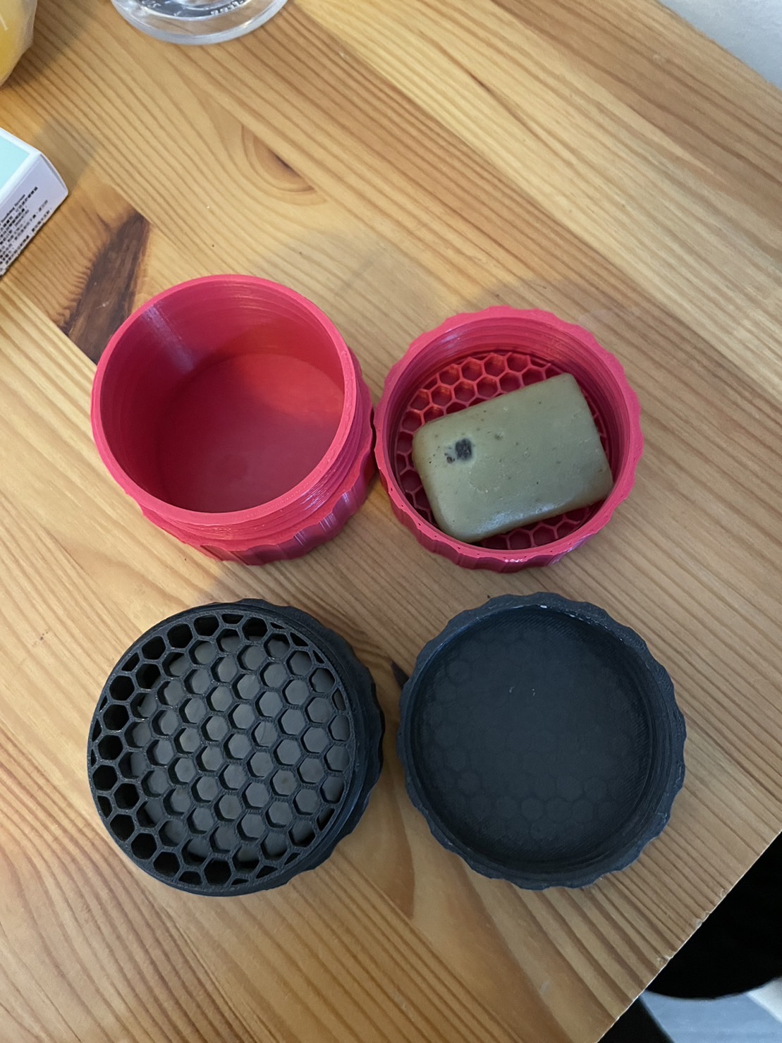 Travel Soap Box with Draining Rack by Lu123 | Download free STL model ...