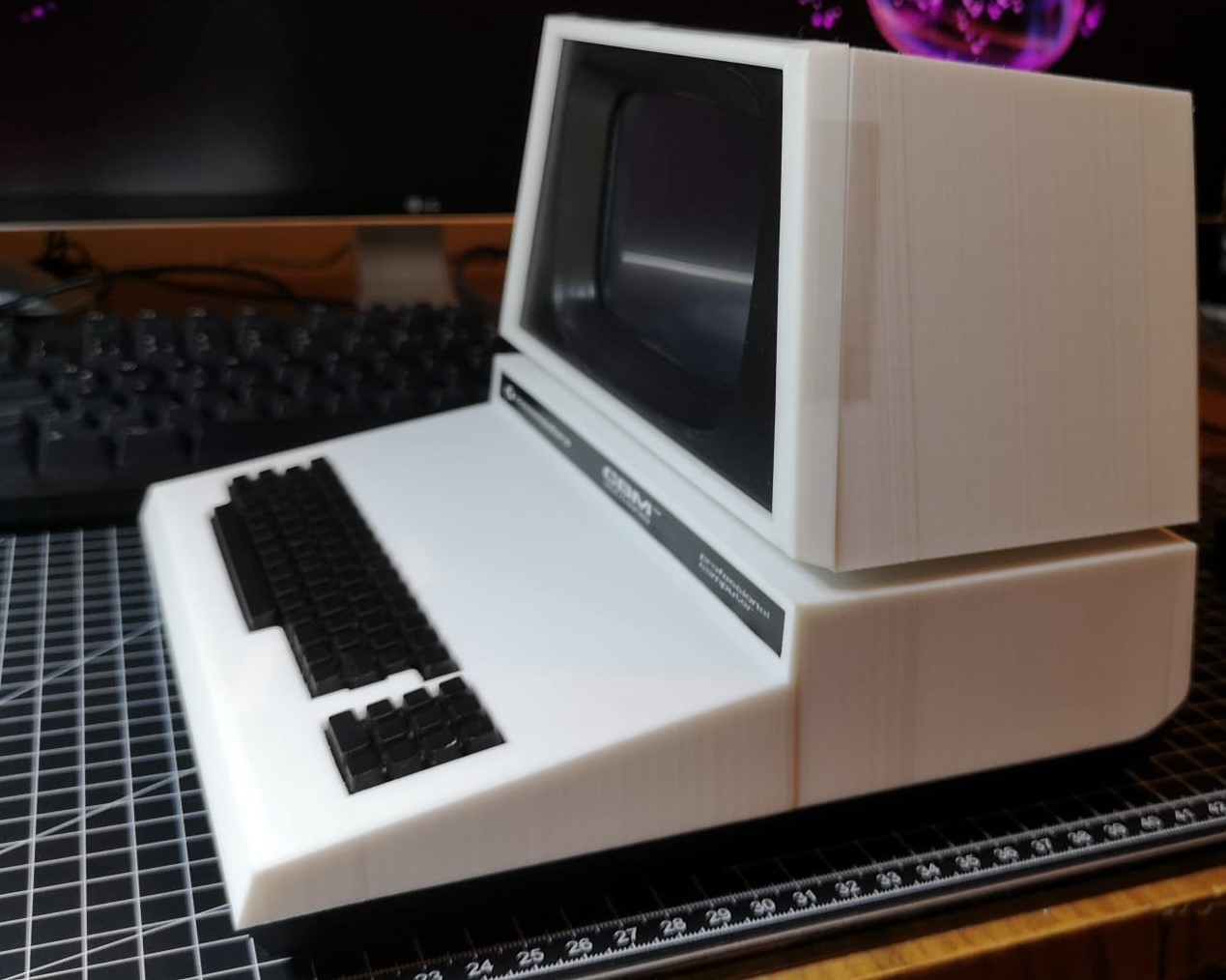 Commodore PET Mini 5" Touchdisplay by Peuqi | Download free STL model ...
