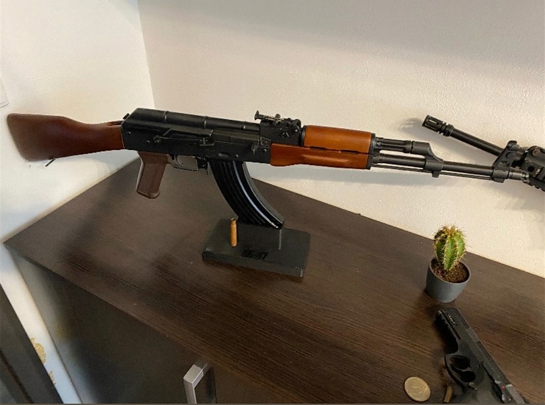 ak 47 holder by Tomáš Ponča | Download free STL model | Printables.com