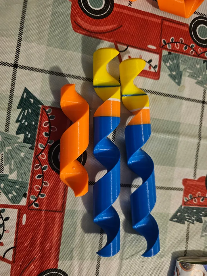 Candy cane / screw fidget by Jordon's 3D Printing and Design | Download ...