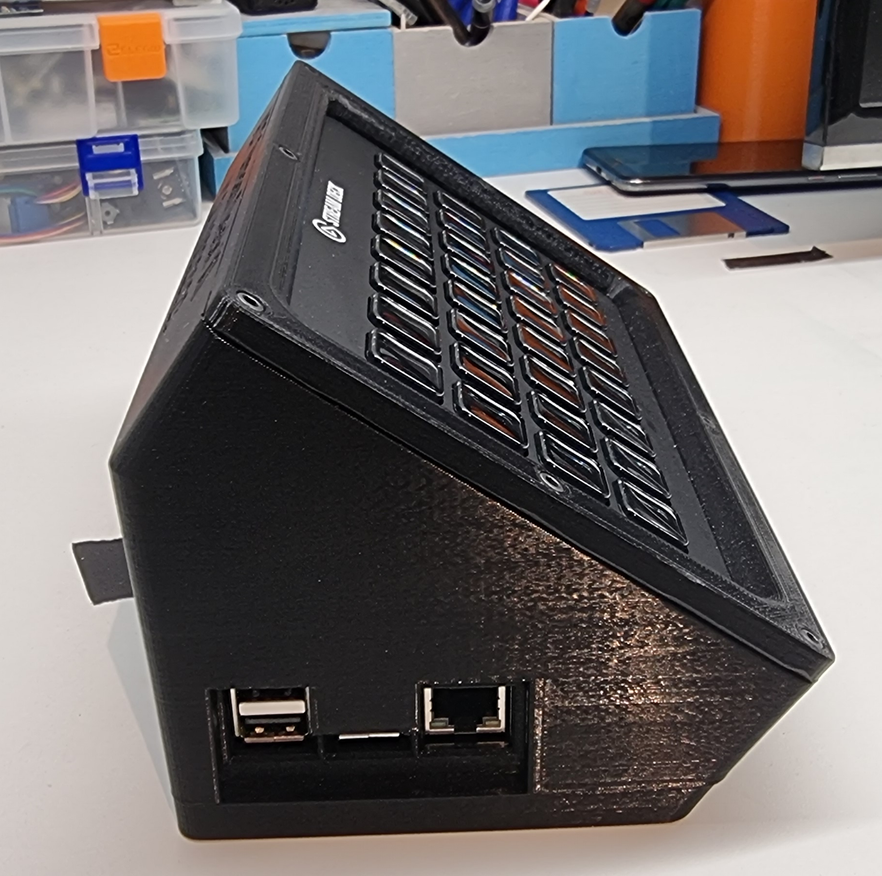 Stream deck XL Companion PI Case by Atelier Du Tech | Download free STL ...