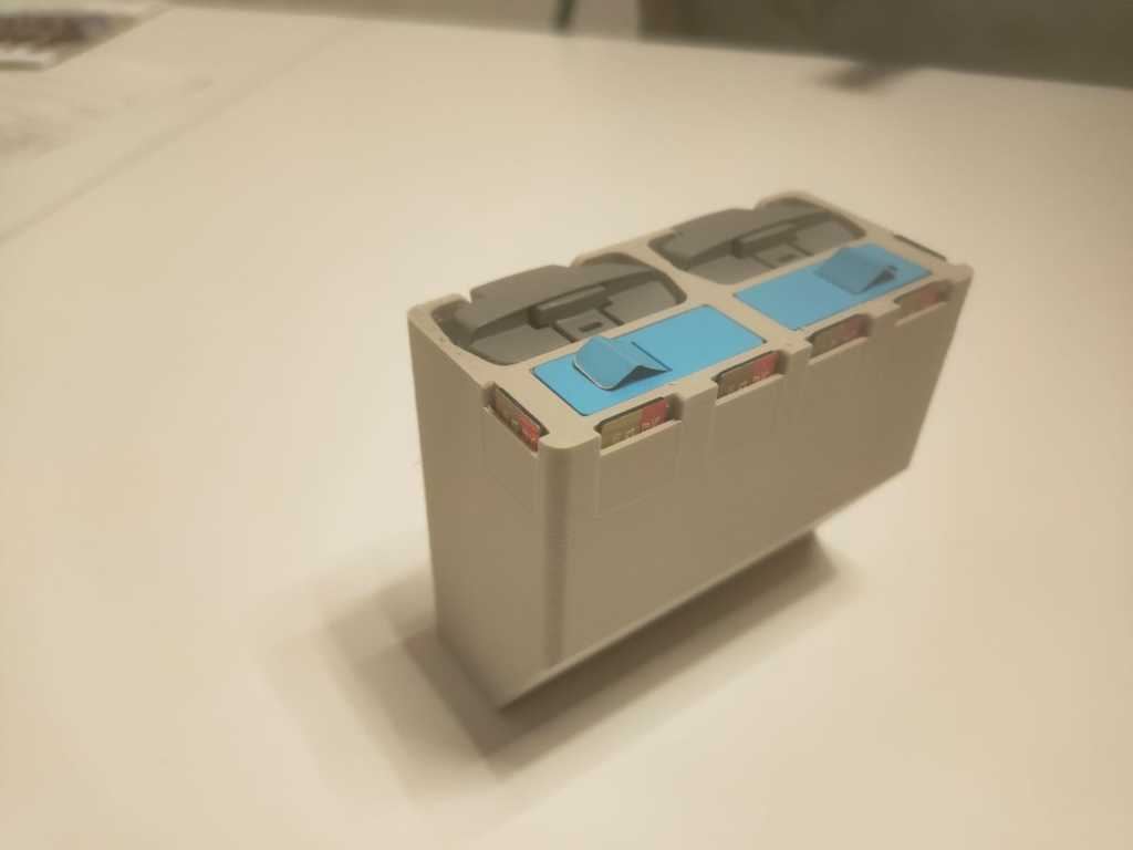 Battery compartment / holder for 2x DJI Mini2 and 2x GoPro Hero 9 and ...