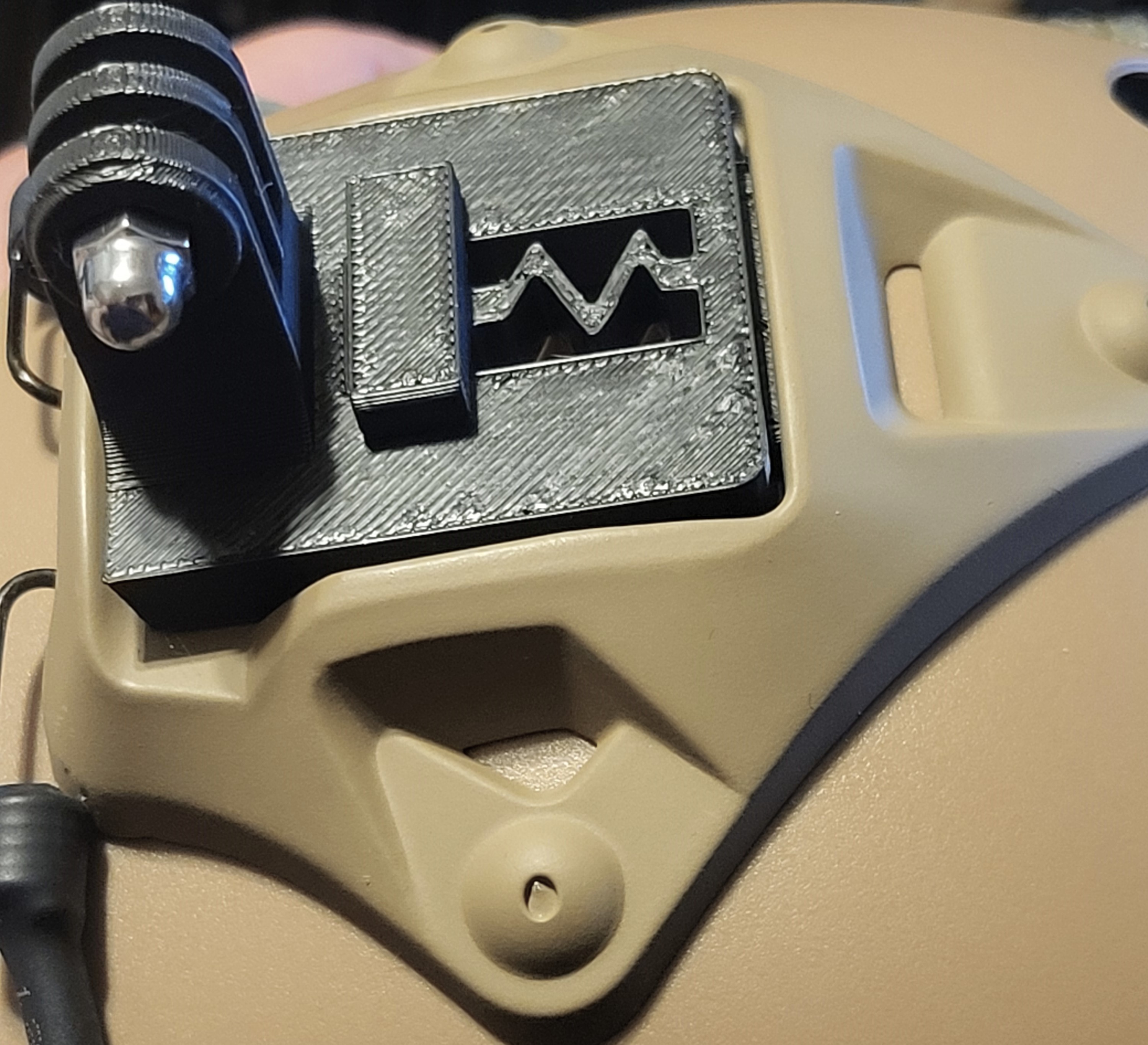 Airsoft Helmet LowPro Camera Mount by Hunterfrlife | Download free STL ...