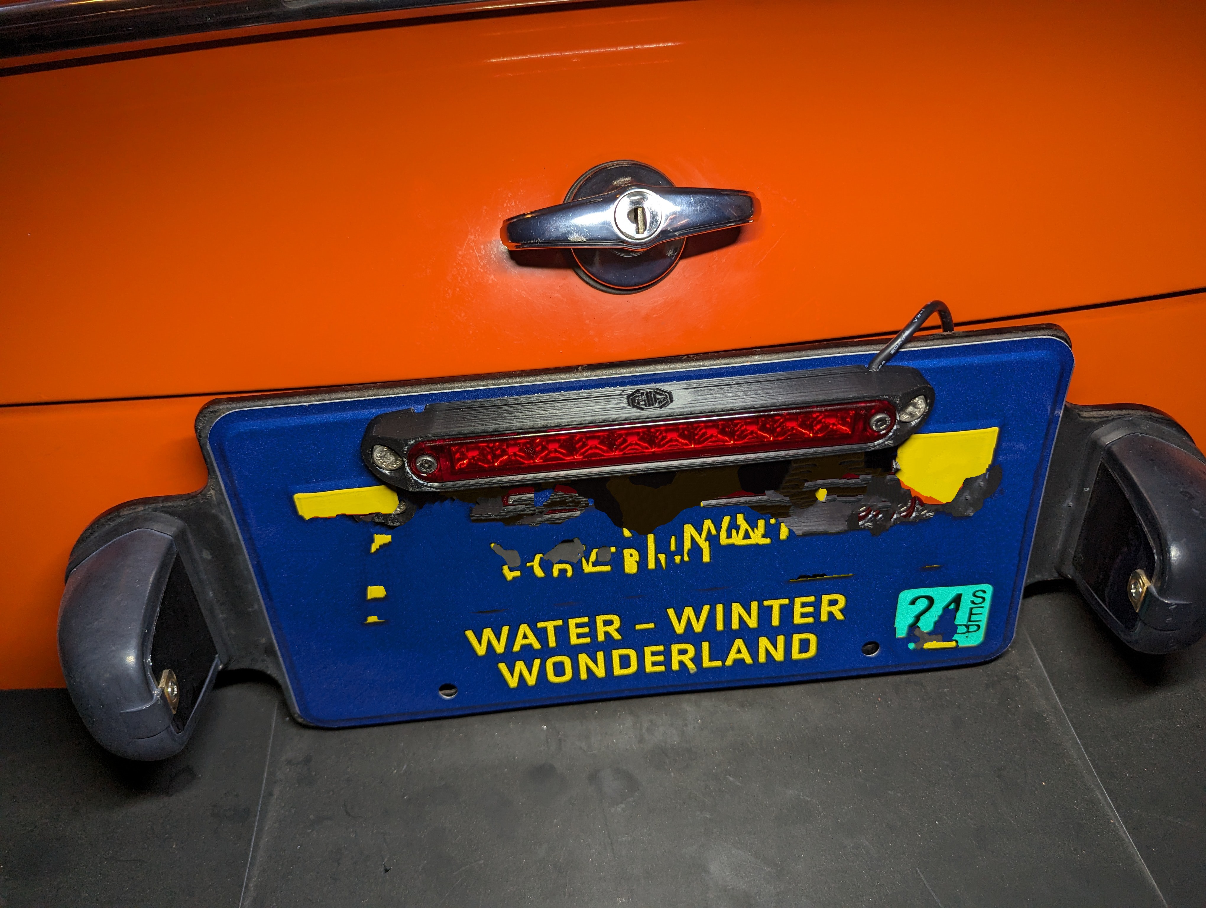 MG Midget 3rd Brake Light Mount by Kevin Wells | Download free STL ...