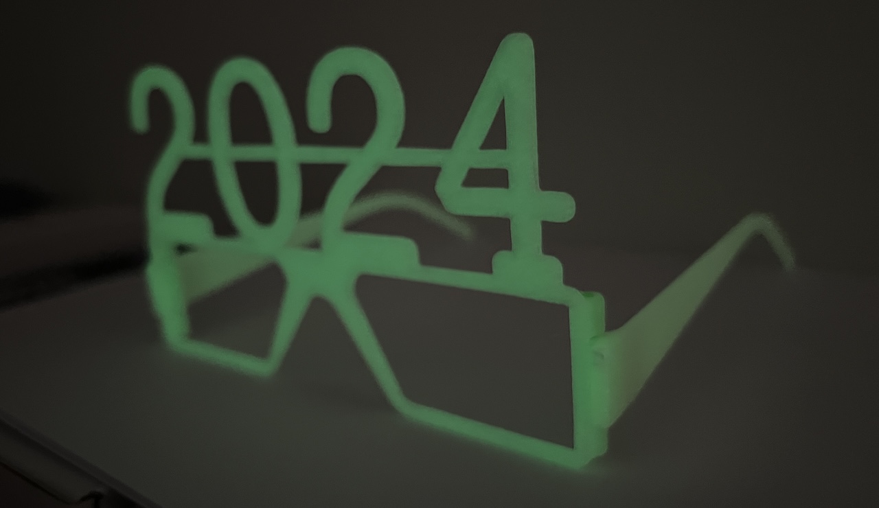 2024 NYE Glasses by muddymaker | Download free STL model | Printables.com