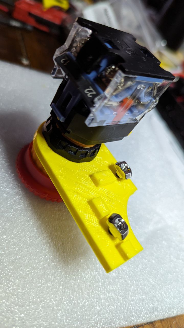 eStop mount, 2020 extrusion by ToyBear | Download free STL model ...