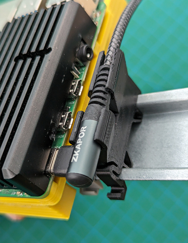 Raspberry Pi4 DIN rail USB cable holder by Sasha Duric | Download free ...