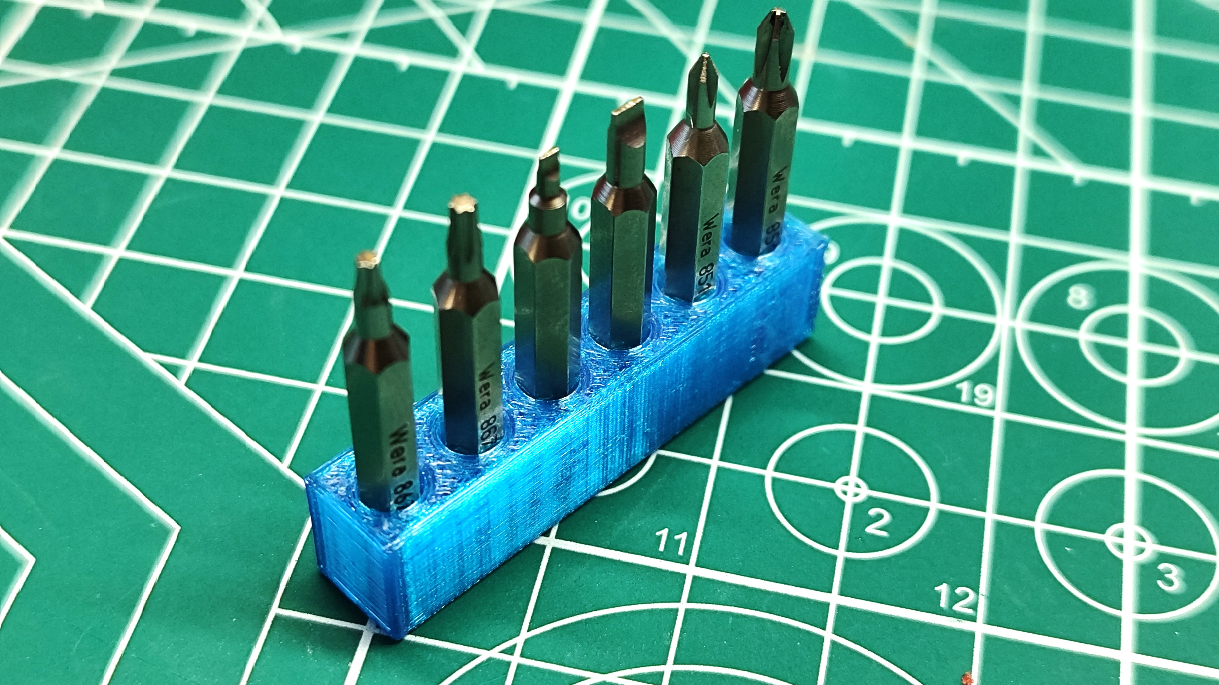 Wera Screwdriver 4.2mm Bit Holder by biglesp | Download free STL model ...