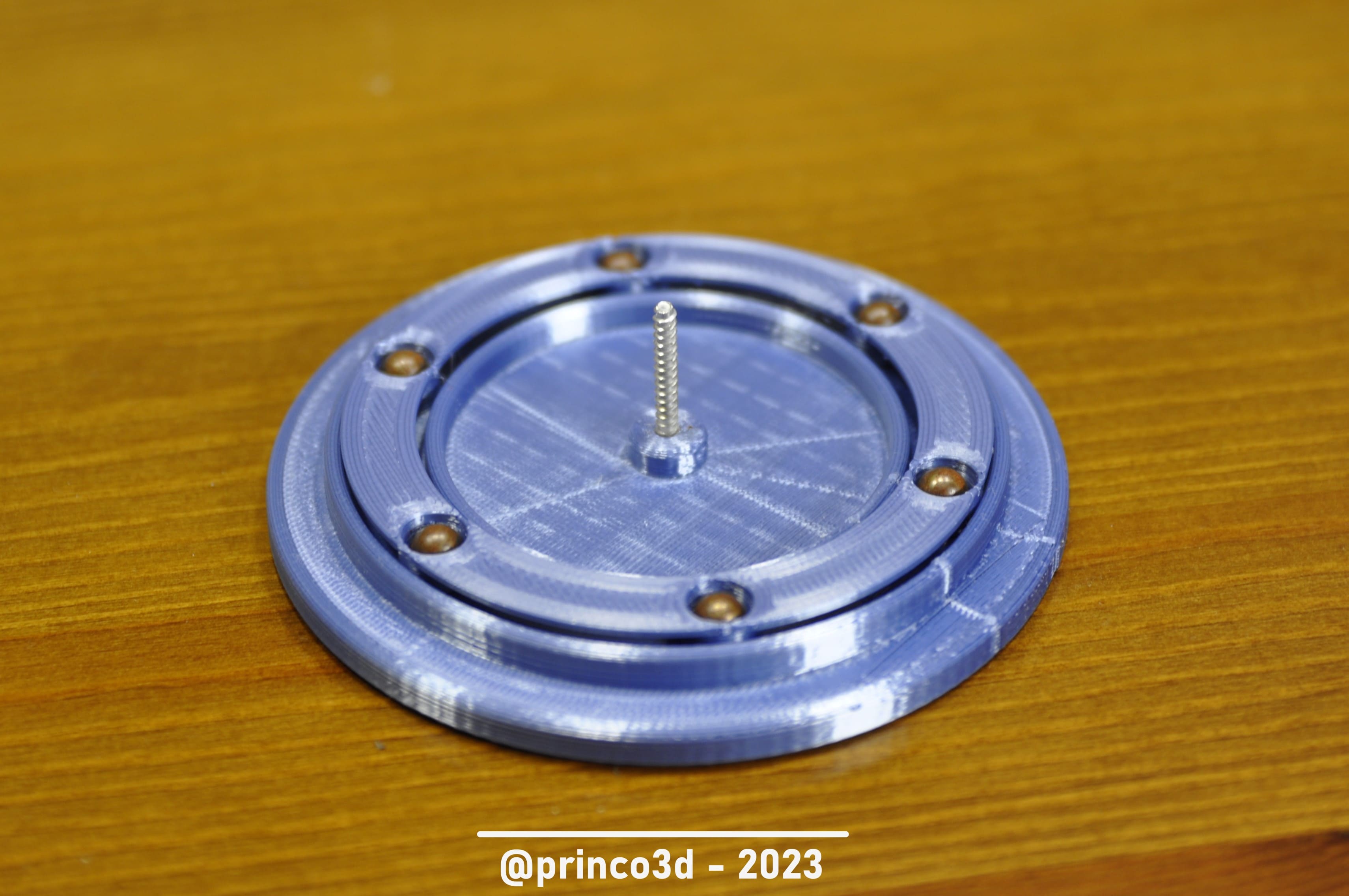 Organizador Rotatorio de Escritorio by PrinCo 3D | Download free STL ...