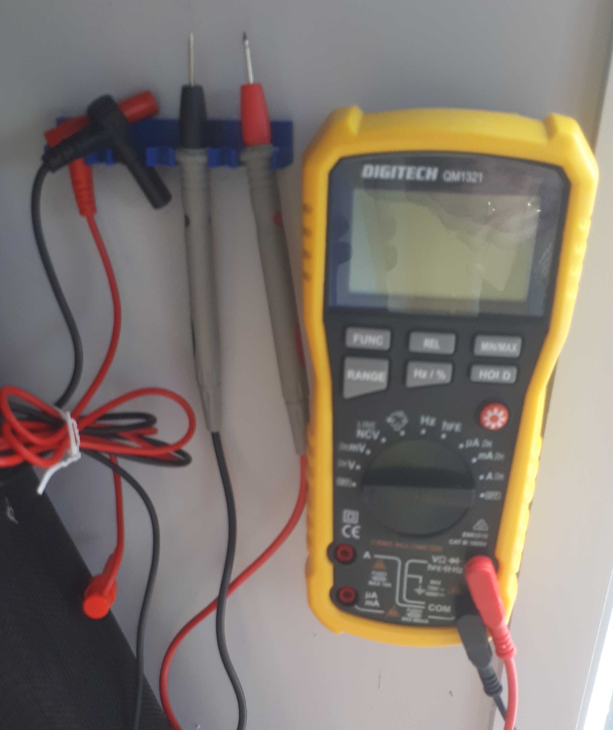 Multimeter mount parametric by Viragored | Download free STL model ...