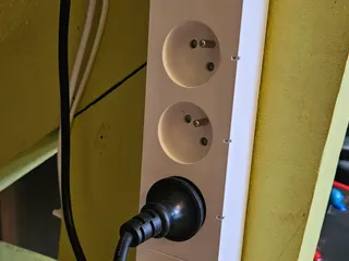 Lidl Silvercrest Powerstrip Wall Mount by Yorrit Belmans | Download ...