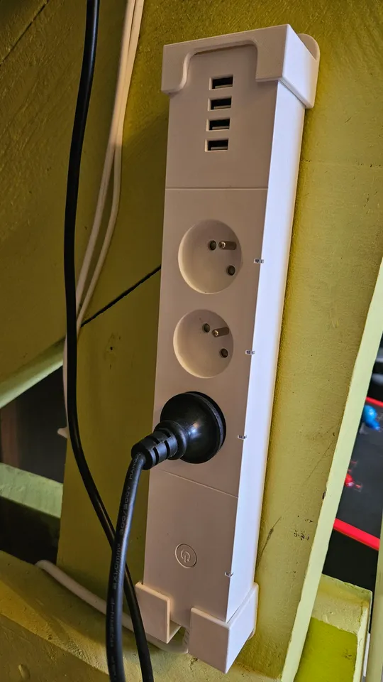 Lidl Silvercrest Powerstrip Wall Mount by Yorrit Belmans | Download ...