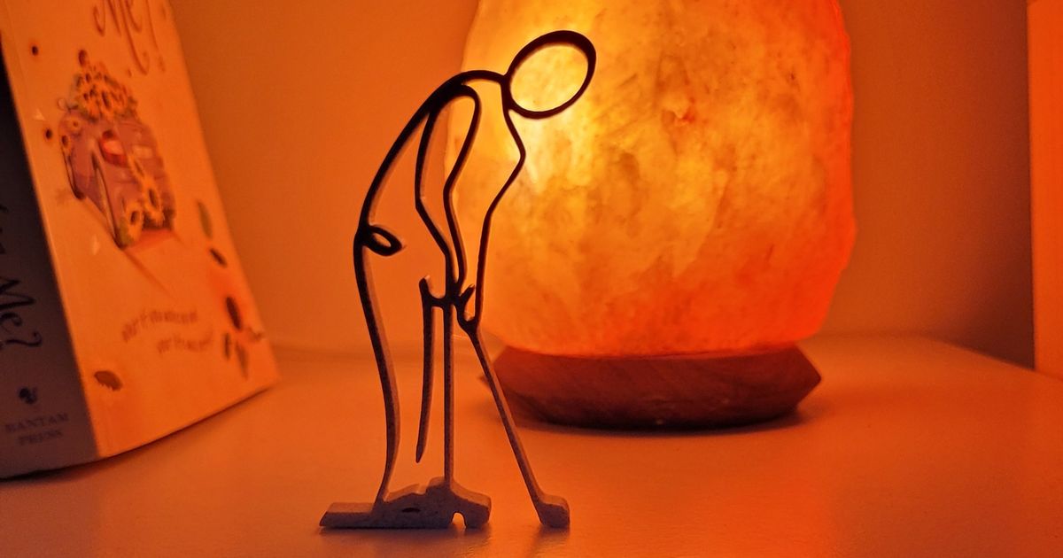 Minimalist Golf Line Art | Ethereal Putting Statue | Minimalist Golf ...