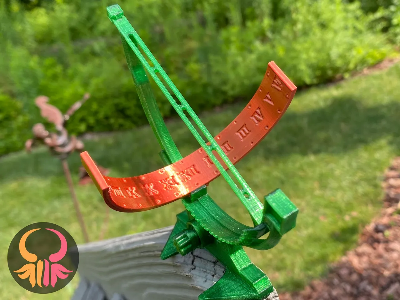 Desktop Equatorial Sundial by lytta | Download free STL model ...