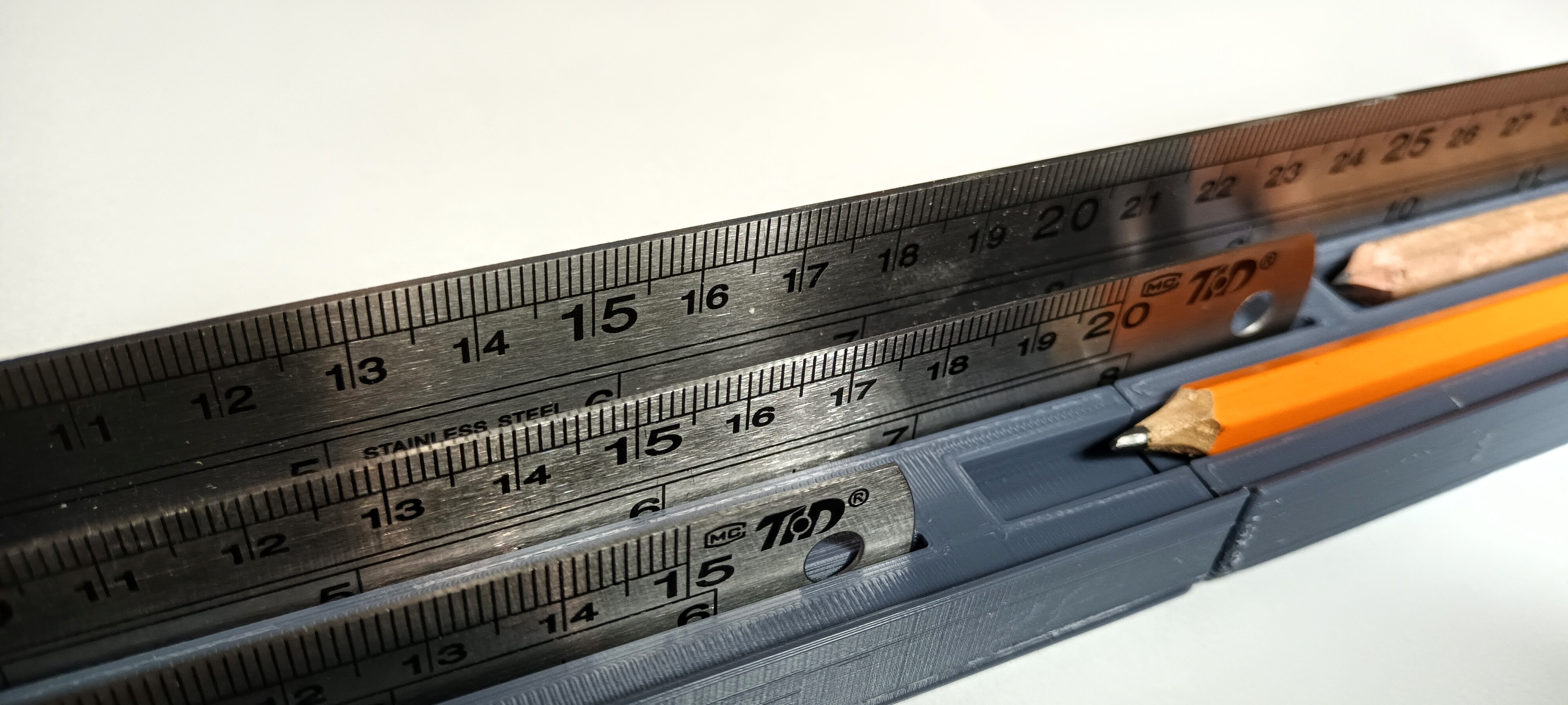 Gridfinity Steel Ruler & Pencil Holder - 1x9 Split Organizer by Alan ...