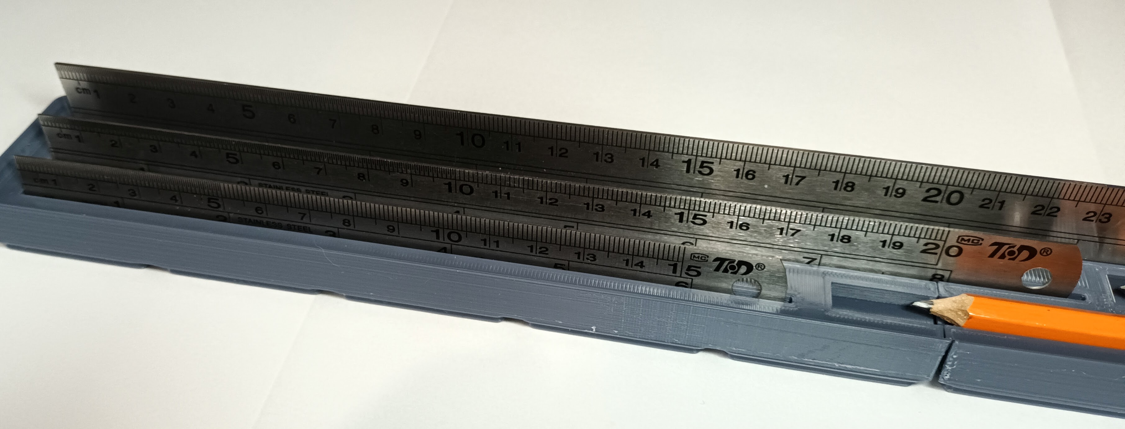 Gridfinity Steel Ruler & Pencil Holder - 1x9 Split Organizer by Alan ...
