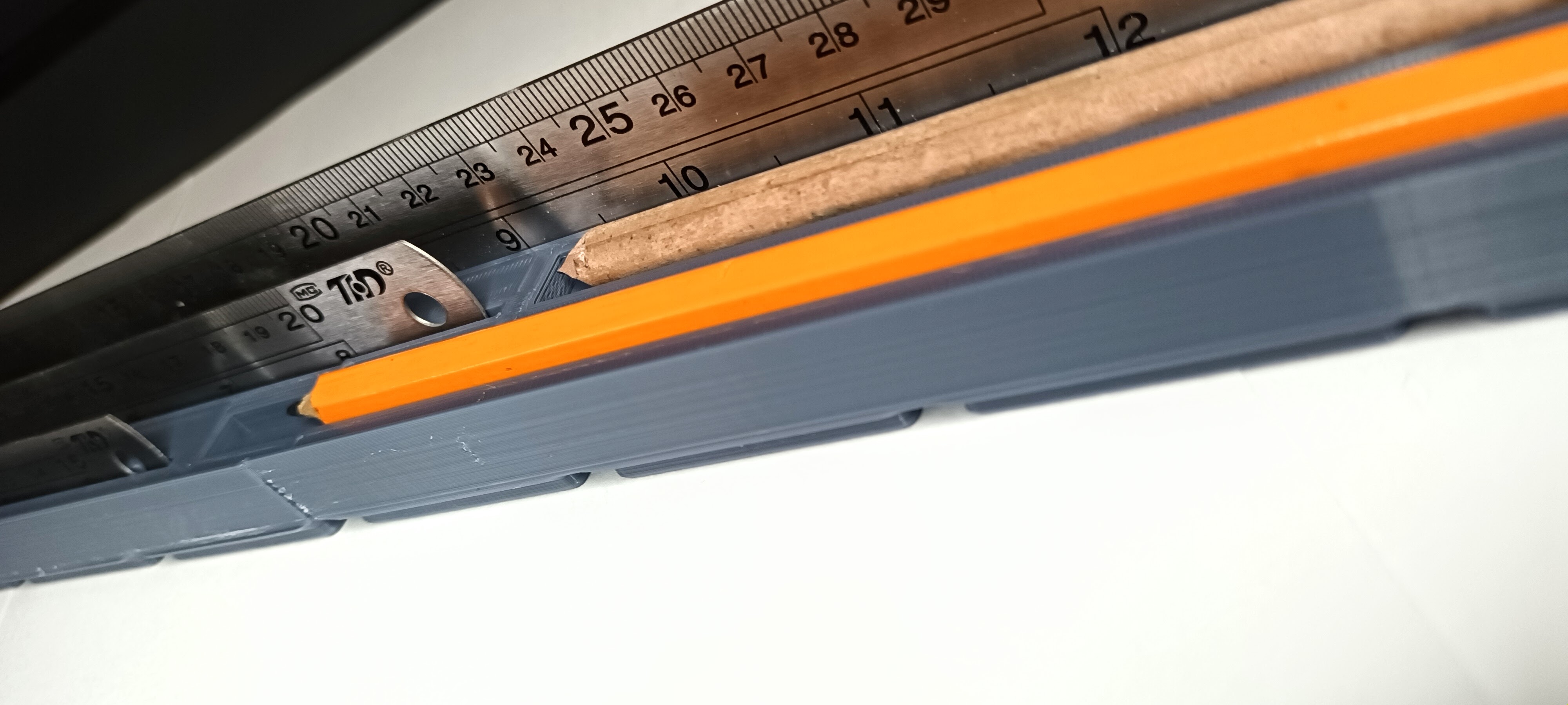 Gridfinity Steel Ruler & Pencil Holder - 1x9 Split Organizer by Alan ...