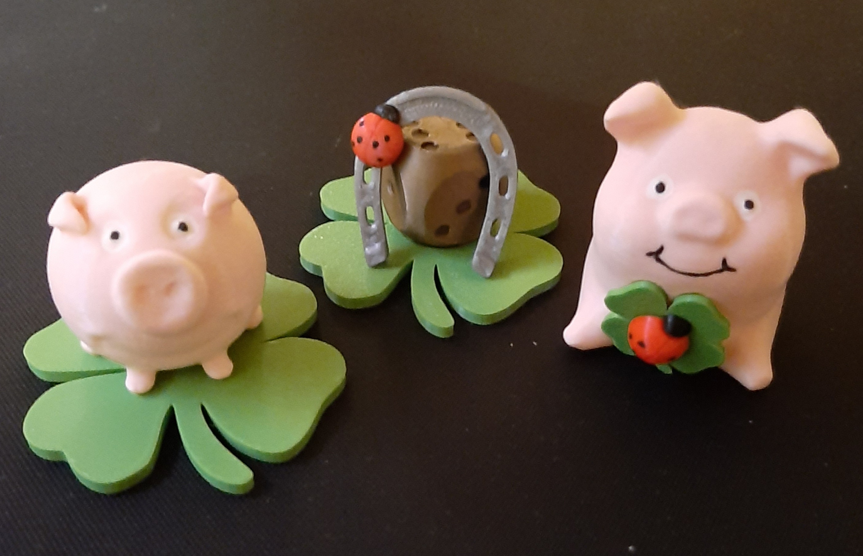 Happy New Year Pig with coferleaf and Ladybug by Allemool | Download ...