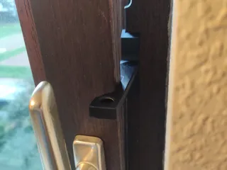 Window retainer for bottom-hung windows by deneaux | Download free STL ...