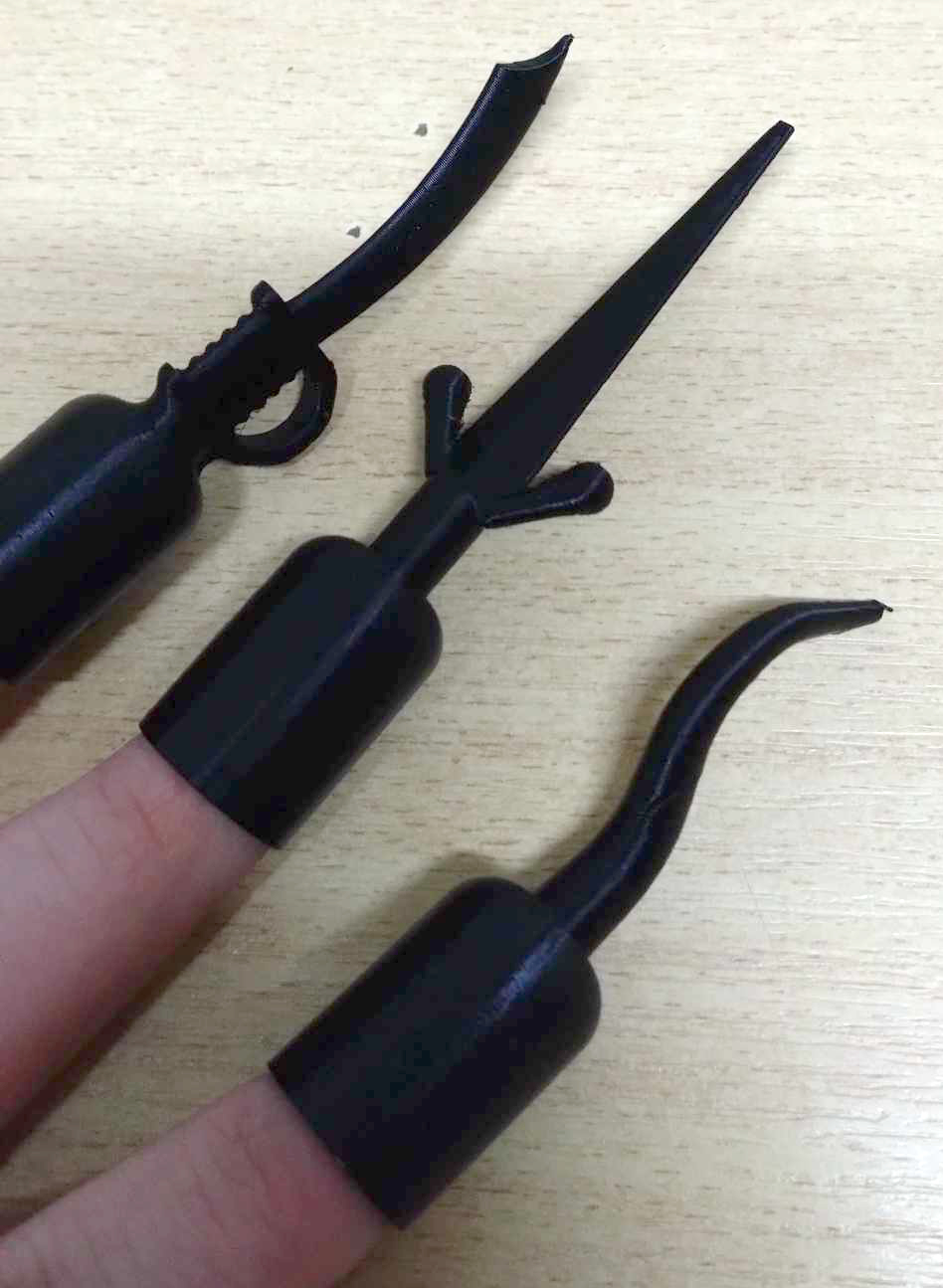 Pirate Hook and Swords Fingertoy | supportless by walloper3 | Download ...