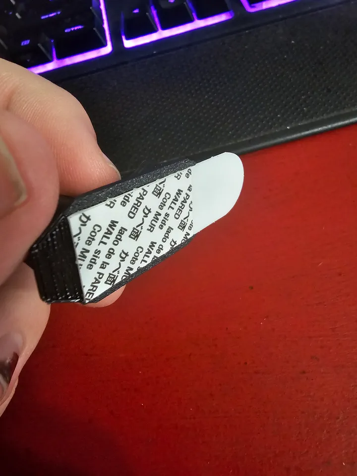 HSW Command Strip Mount by Phenoix3D | Download free STL model ...