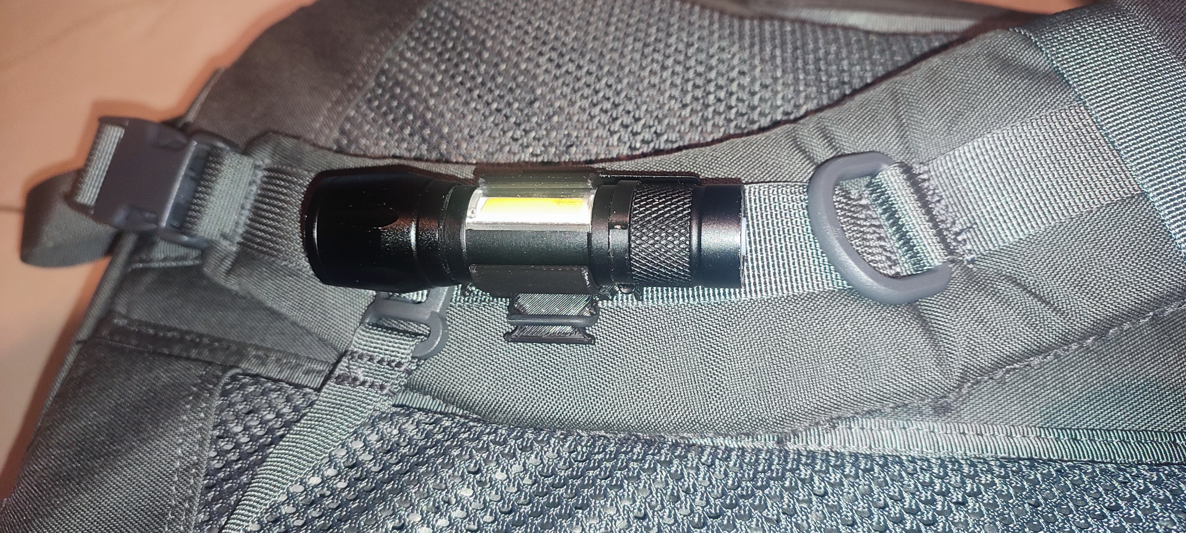 20mm flash light molle holder by Miroslav Stulir | Download free STL ...