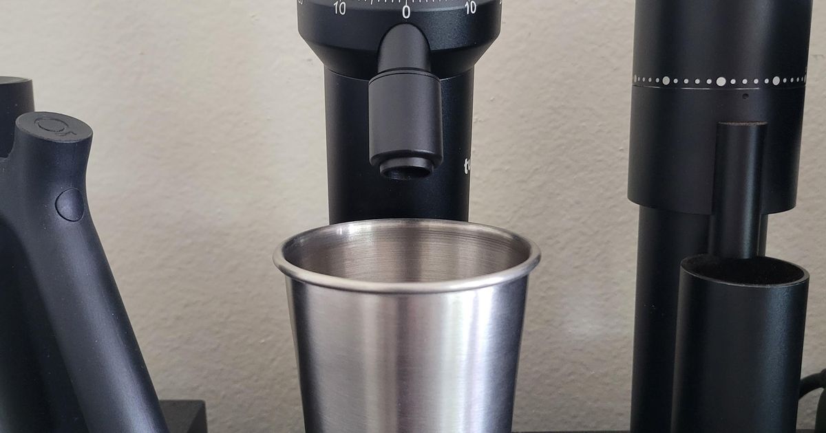 Turin / Morph DM47 magnetic base plate by lugee | Download free STL ...