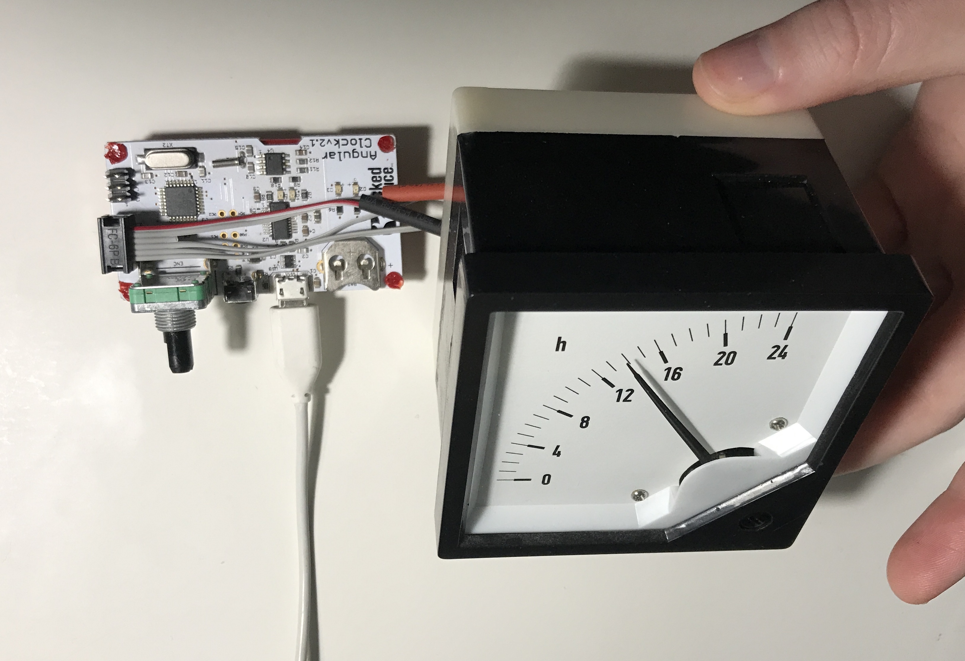 Daisy-Chain Voltmeter Clock by clockspot | Download free STL model ...