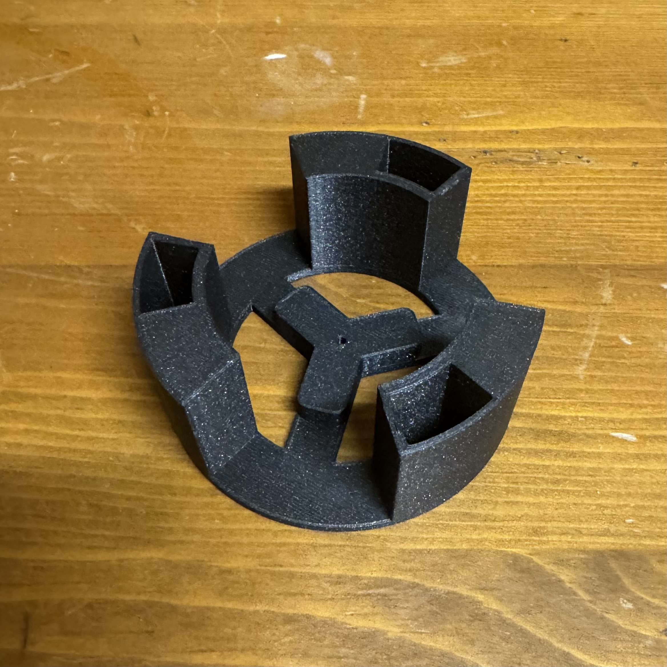 Atomic Filament Spool Splitter by apexskier | Download free STL model ...