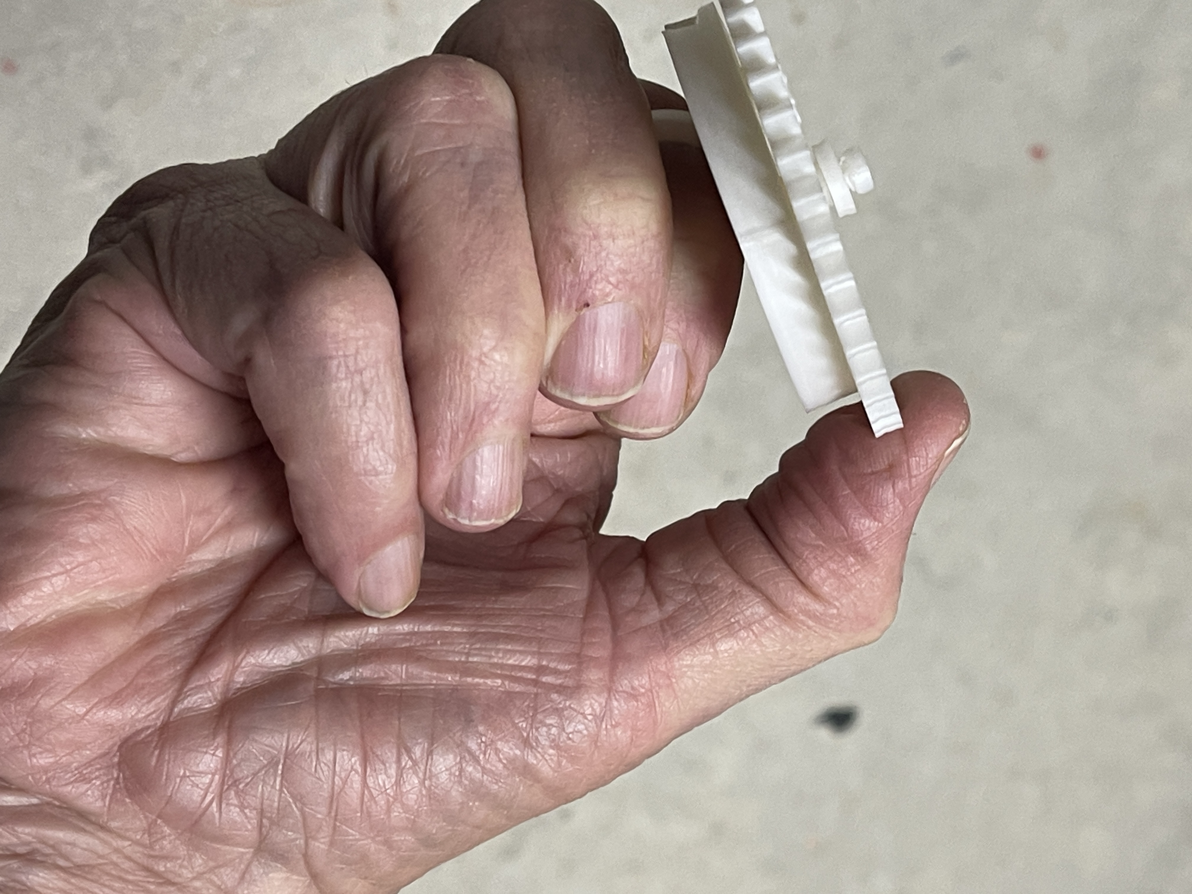 FingerGearFidget (2 Gears) by PhDGoSlowAncient | Download free STL ...