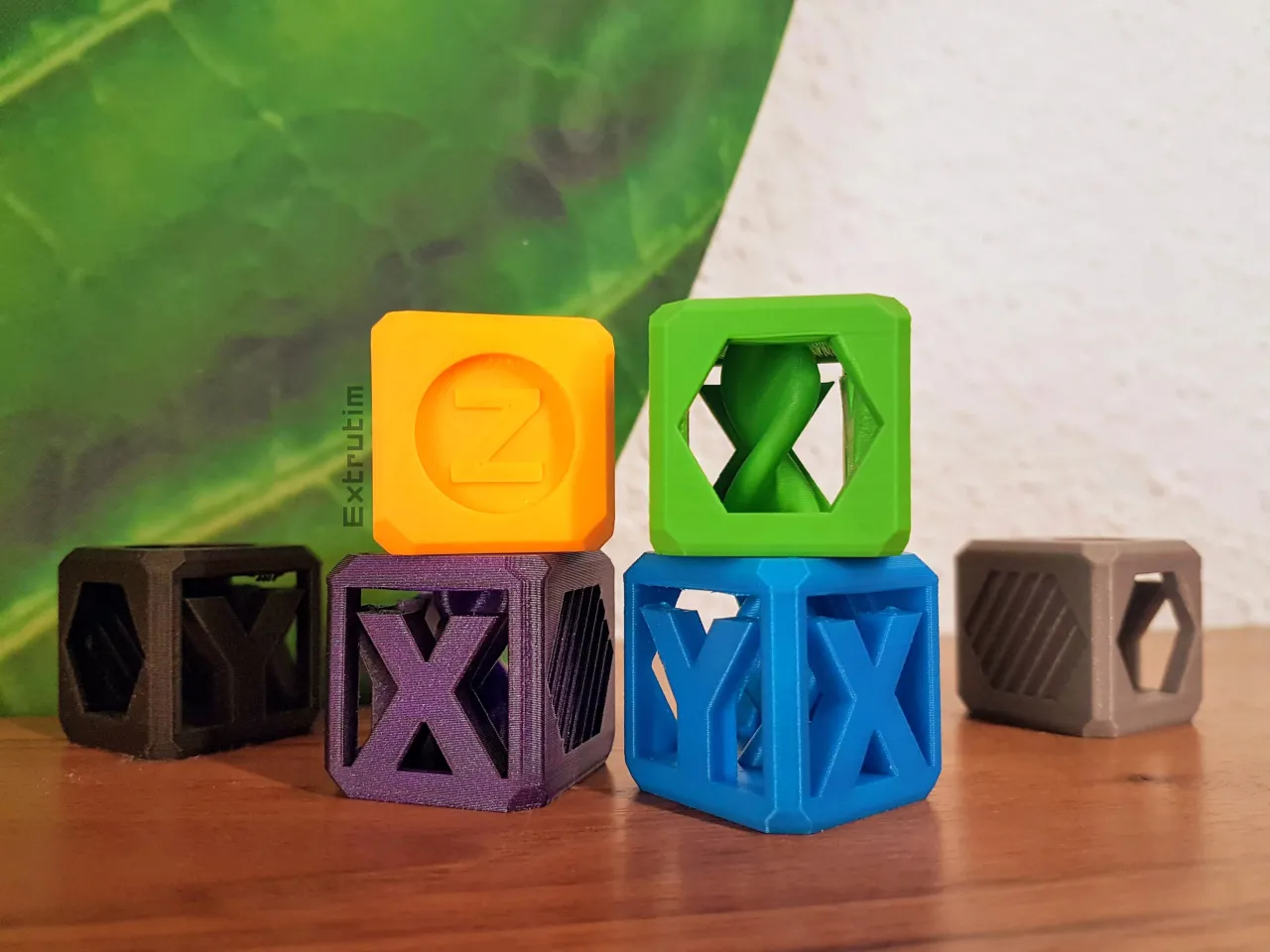 Helix Test Cube / Filament Sample / XYZ Calibration by Extrutim ...