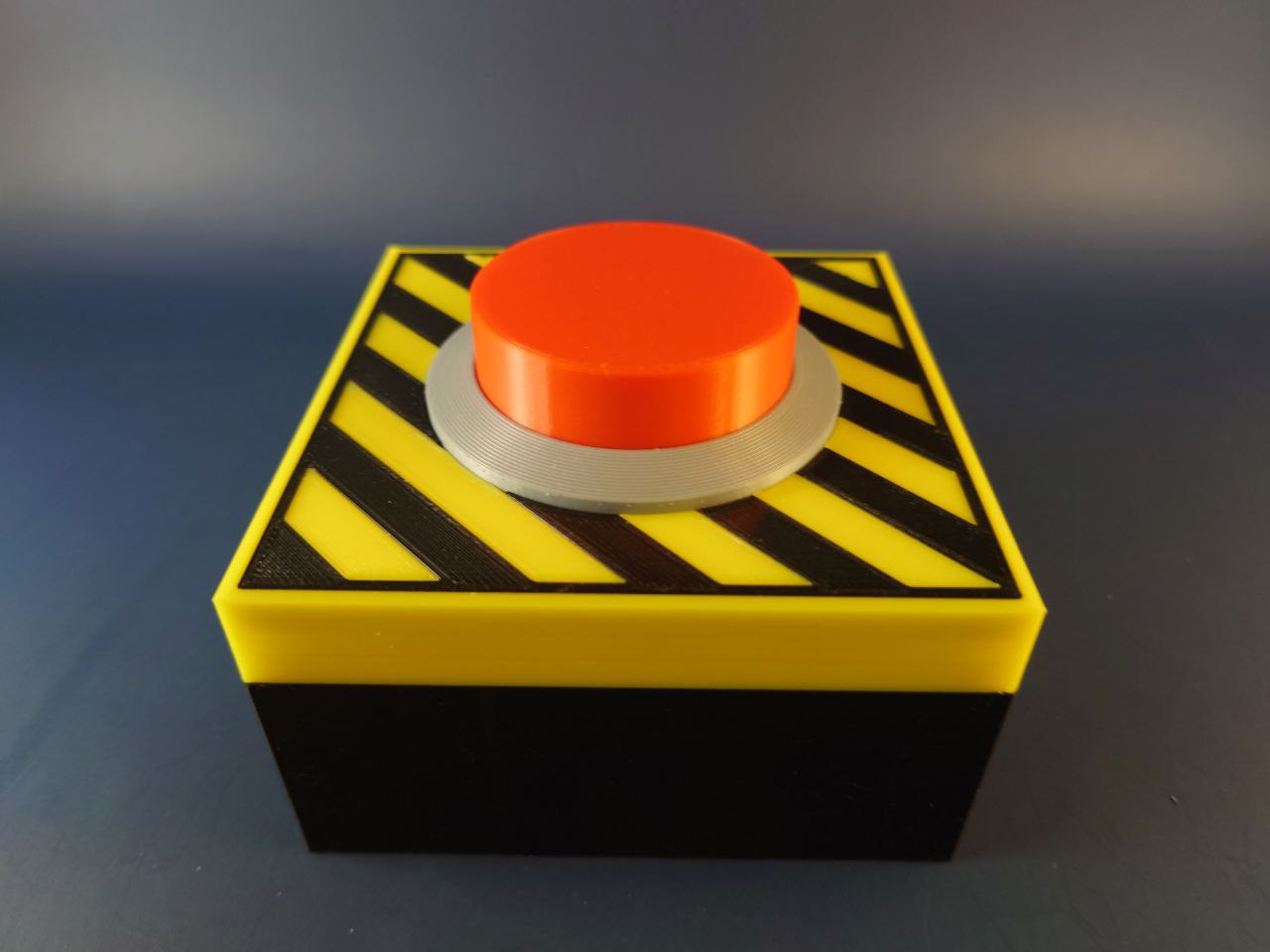 Red Danger Button (Box) by jor2468 | Download free STL model | Printables.com